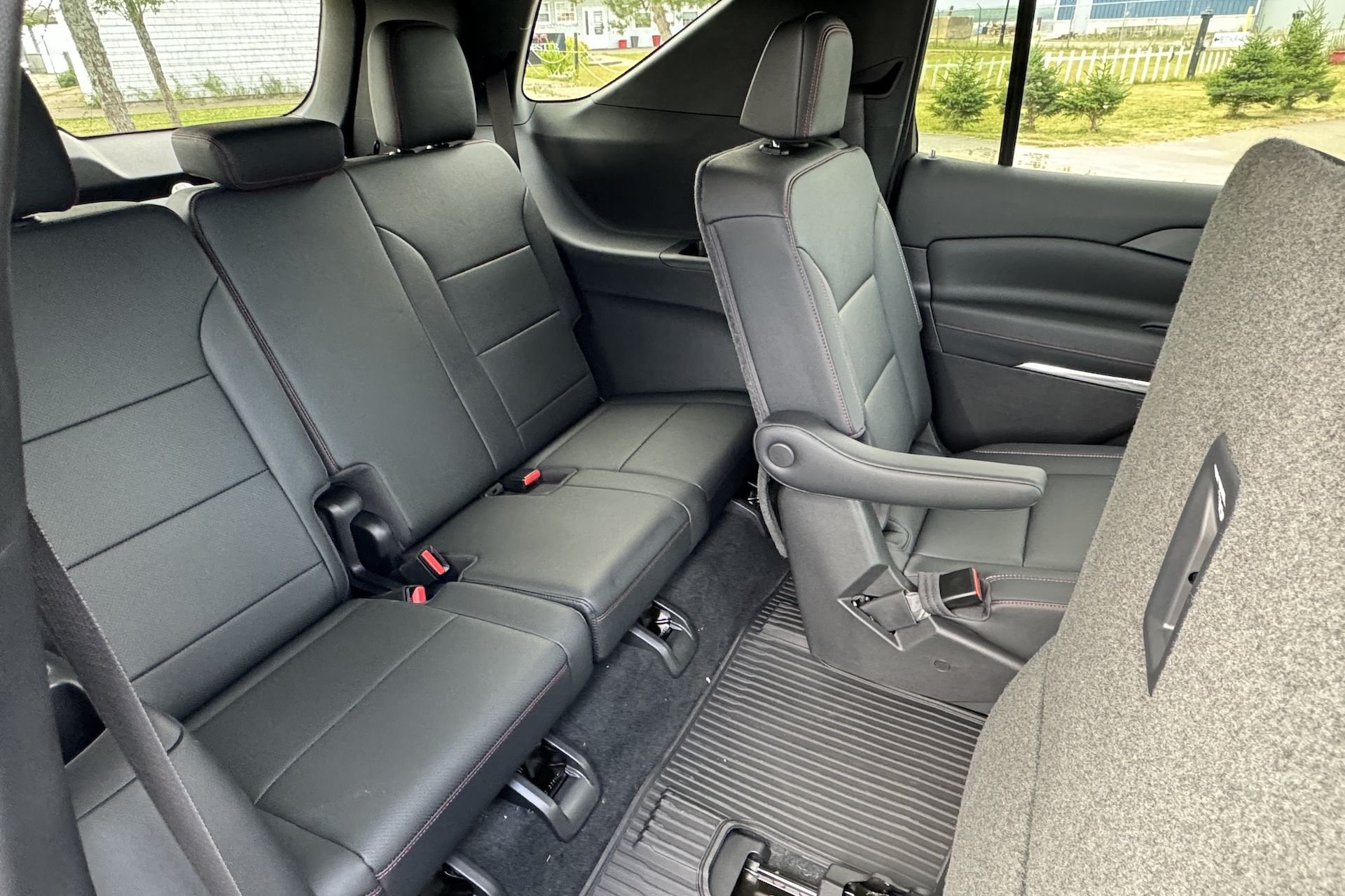 2024 Chevrolet Traverse Z71 Review - Reviews | Driving