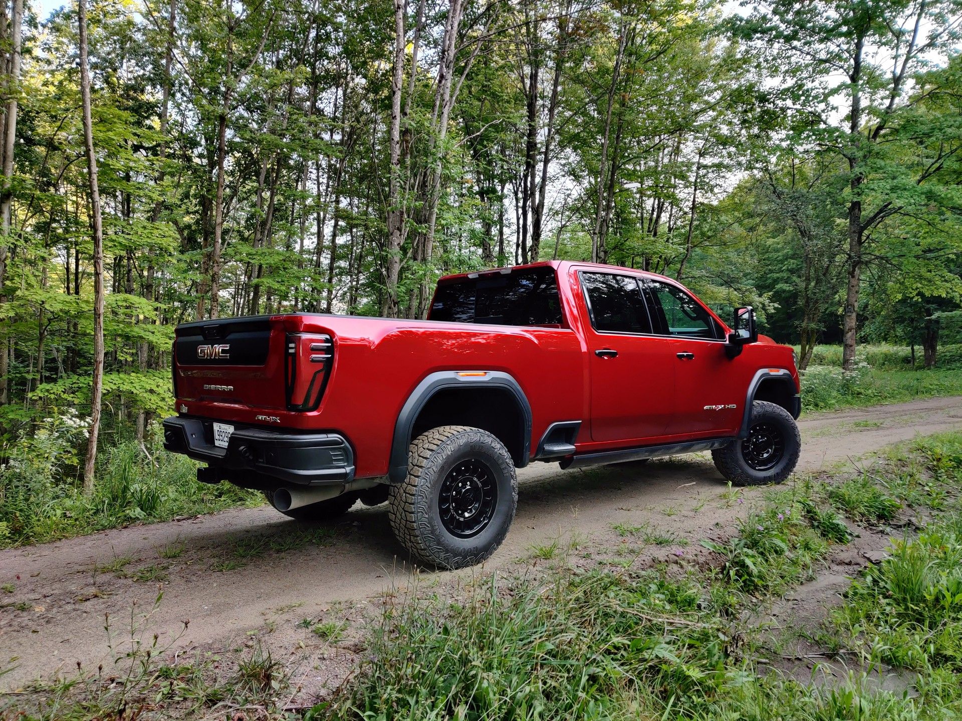 Can you tow with a 'bro-dozer'? We find out via 2024 GMC Sierra ...