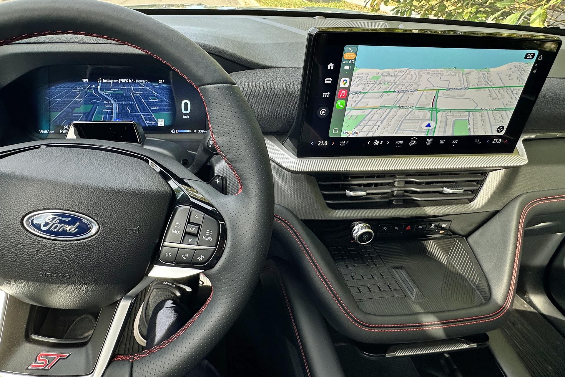 2025 Ford Explorer Review - Reviews | Driving