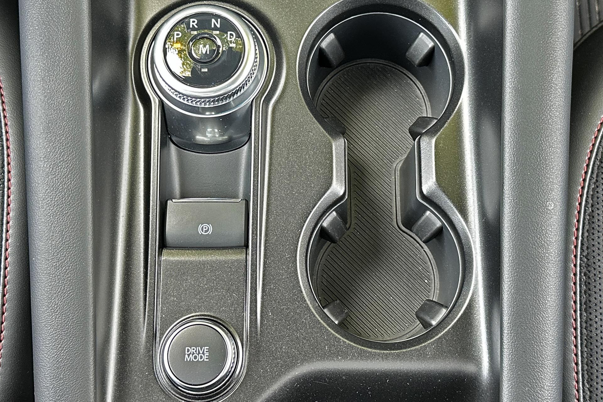 2025 Ford Explorer Review - Reviews | Driving