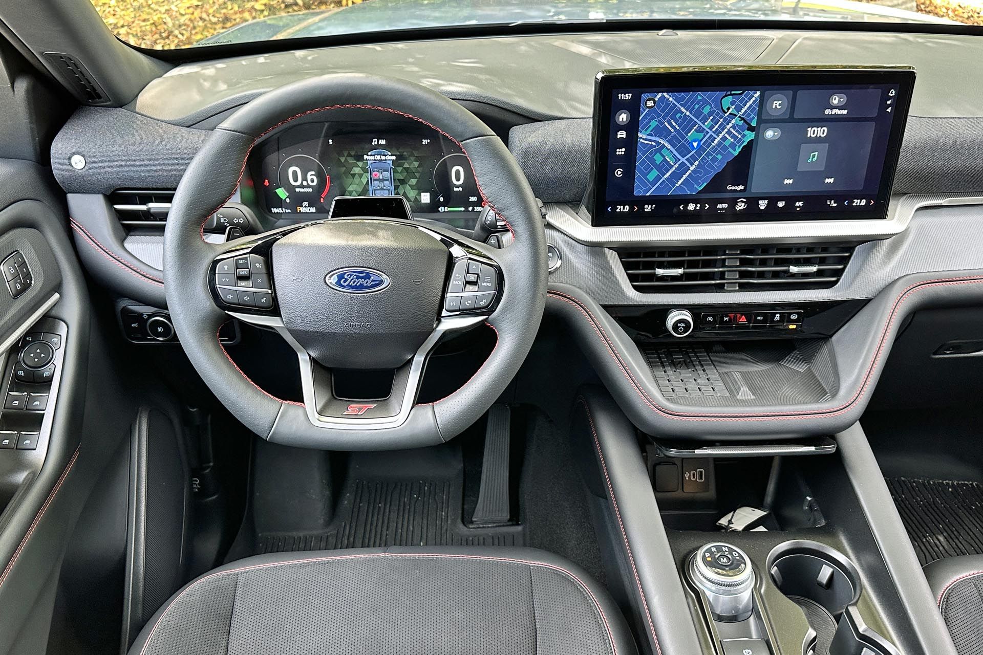 2025 Ford Explorer Review - Reviews | Driving