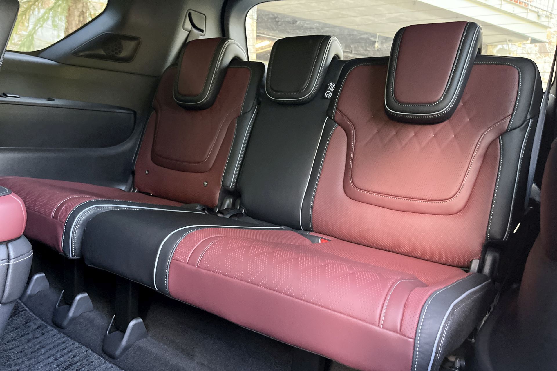 2025 Infiniti QX80 Autograph SUV Review - Reviews | Driving