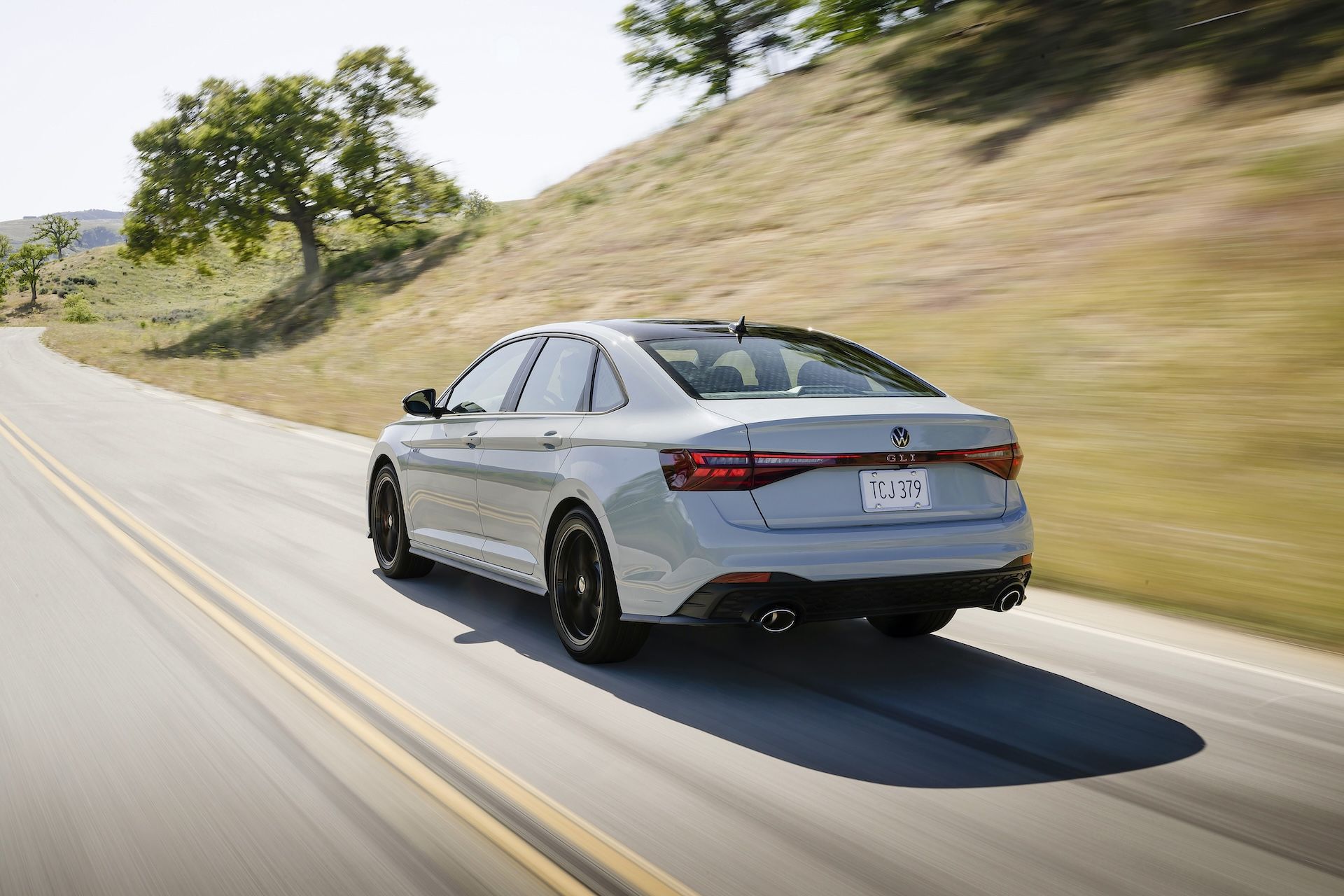 2025 Volkswagen Jetta and GLI stick to the VW formula - Reviews | Driving