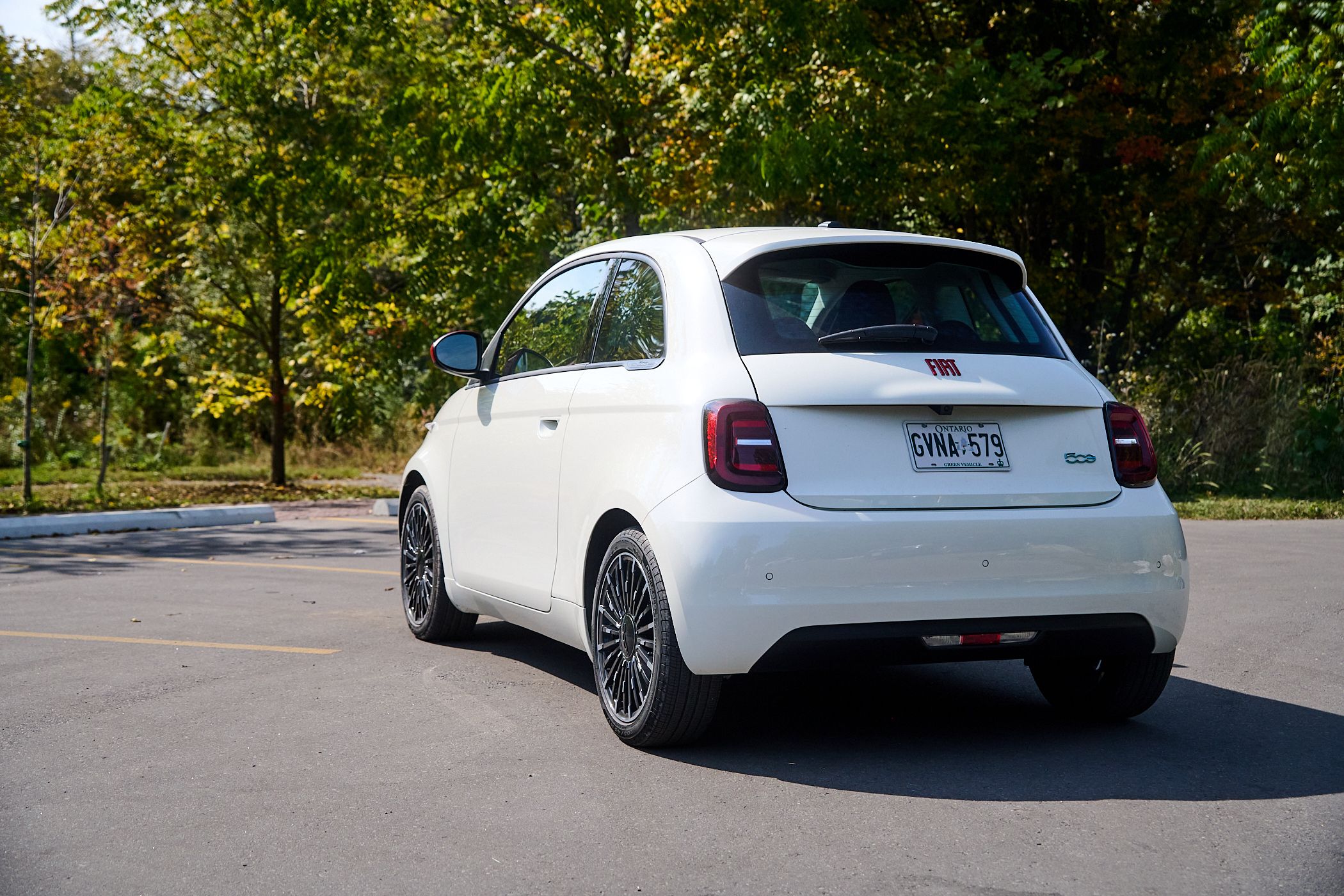 2024 Fiat 500e | EV Review - Reviews | Driving