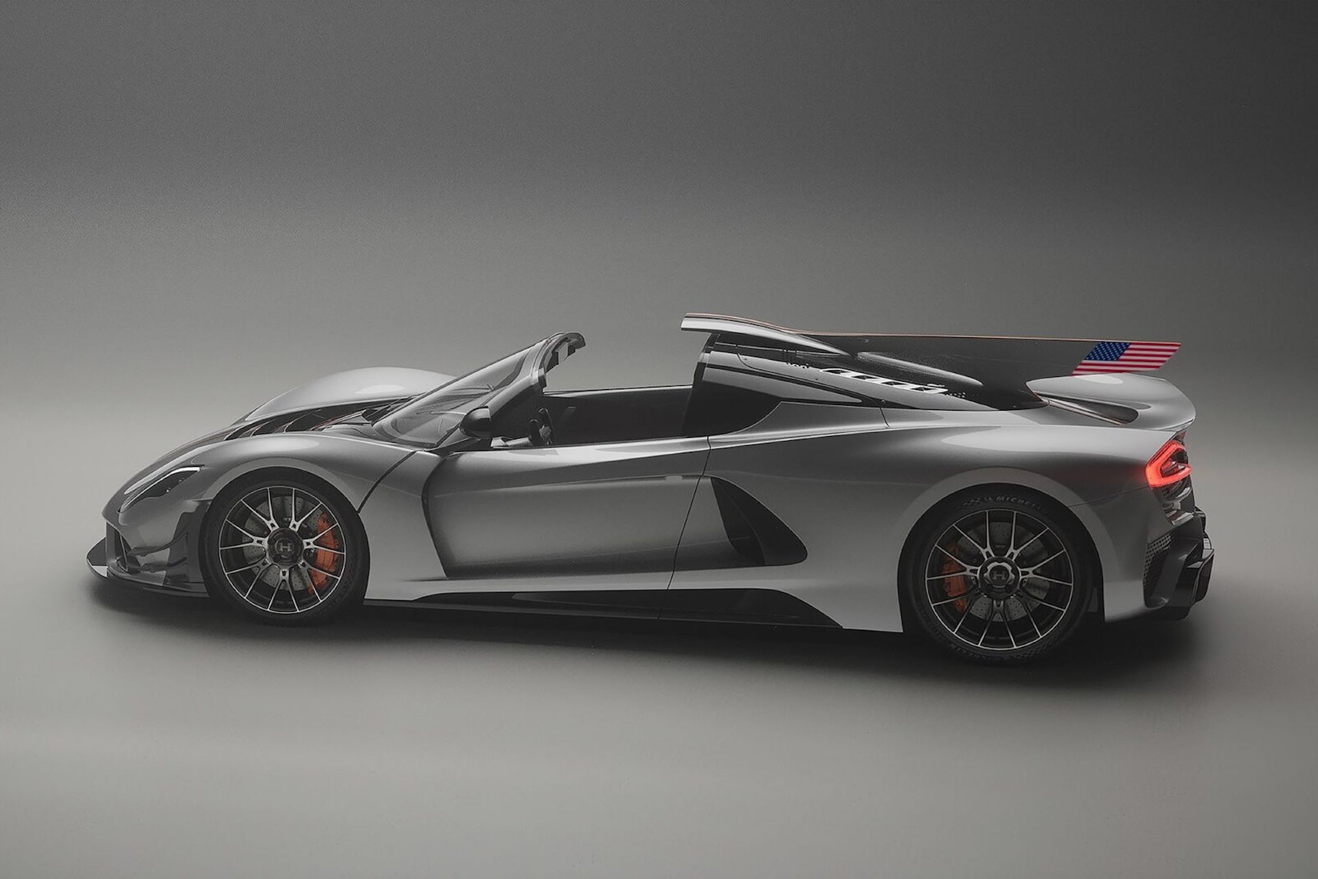 Hennessey builds Venom F5-M roadster with 1,800+ hp and gated manual ...