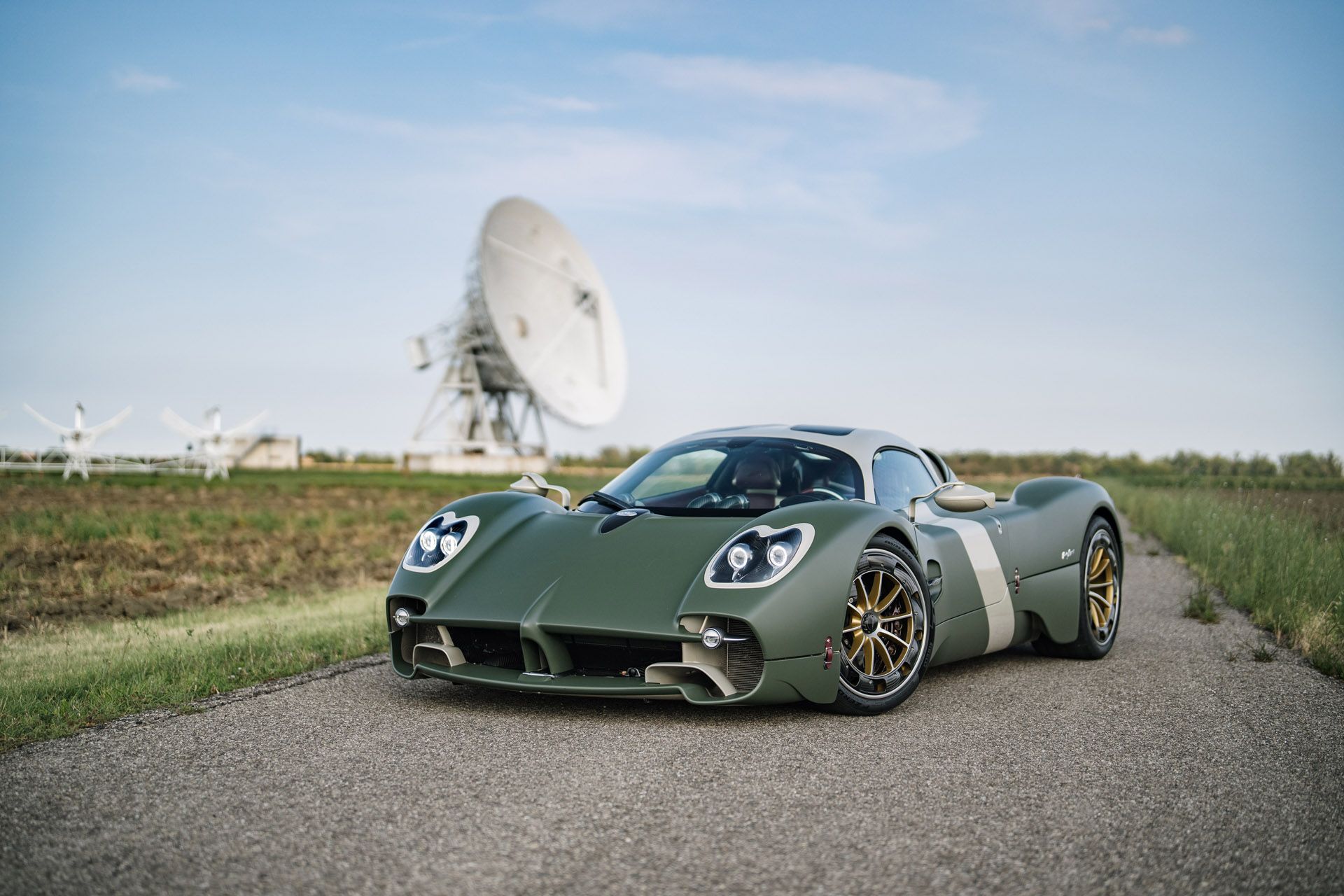 David Booth: Horacio Pagani is a little crazy | Driving