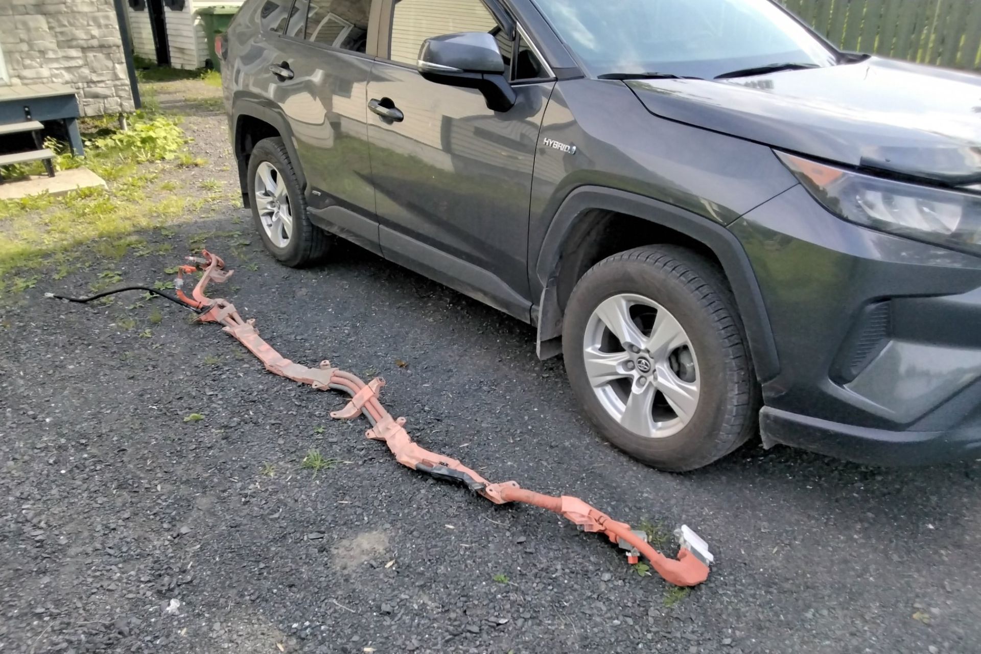 Canadian 'Cablegate' class-action will cost Toyota $40 million | Driving