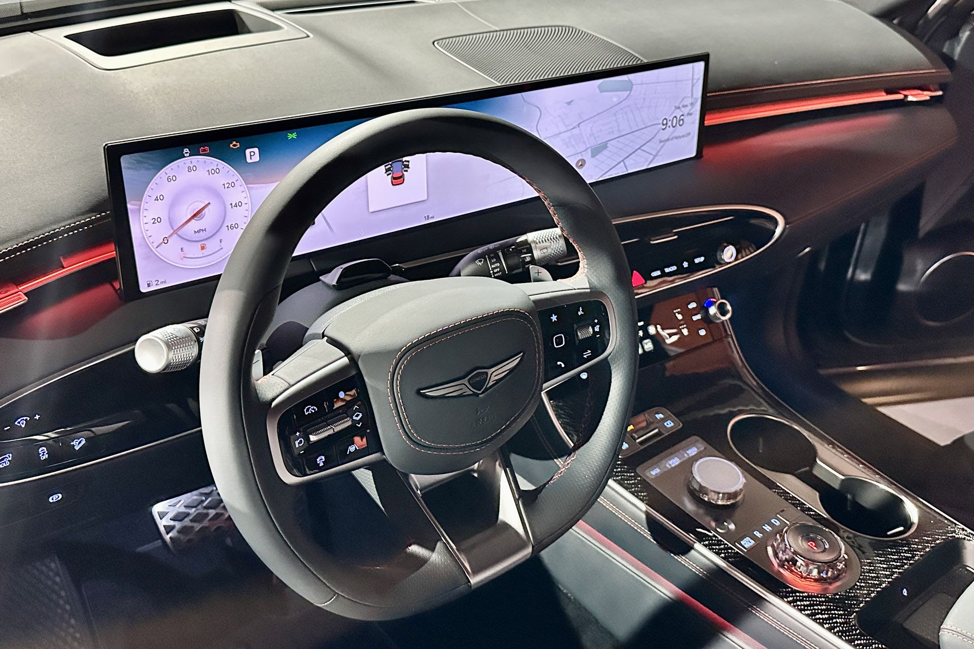 2026 Genesis GV70, eGV70 get 27-inch display, new styling | Driving