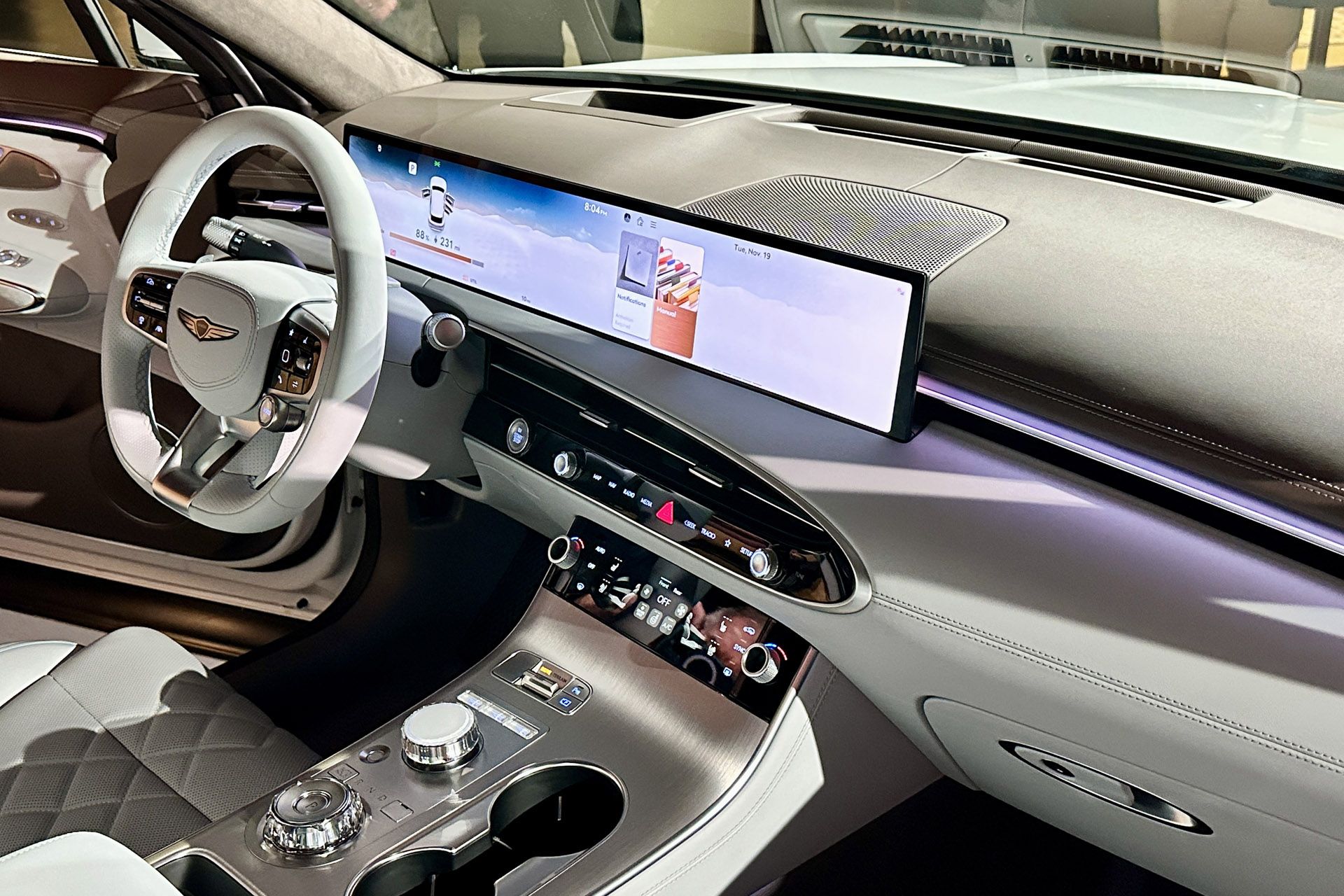 2026 Genesis GV70, eGV70 get 27-inch display, new styling | Driving