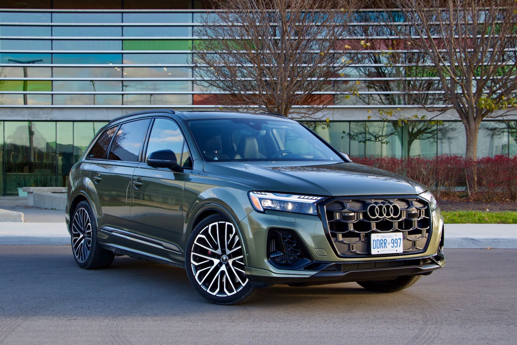 2025 Audi SQ7 SUV Review and road trip - Reviews | Driving