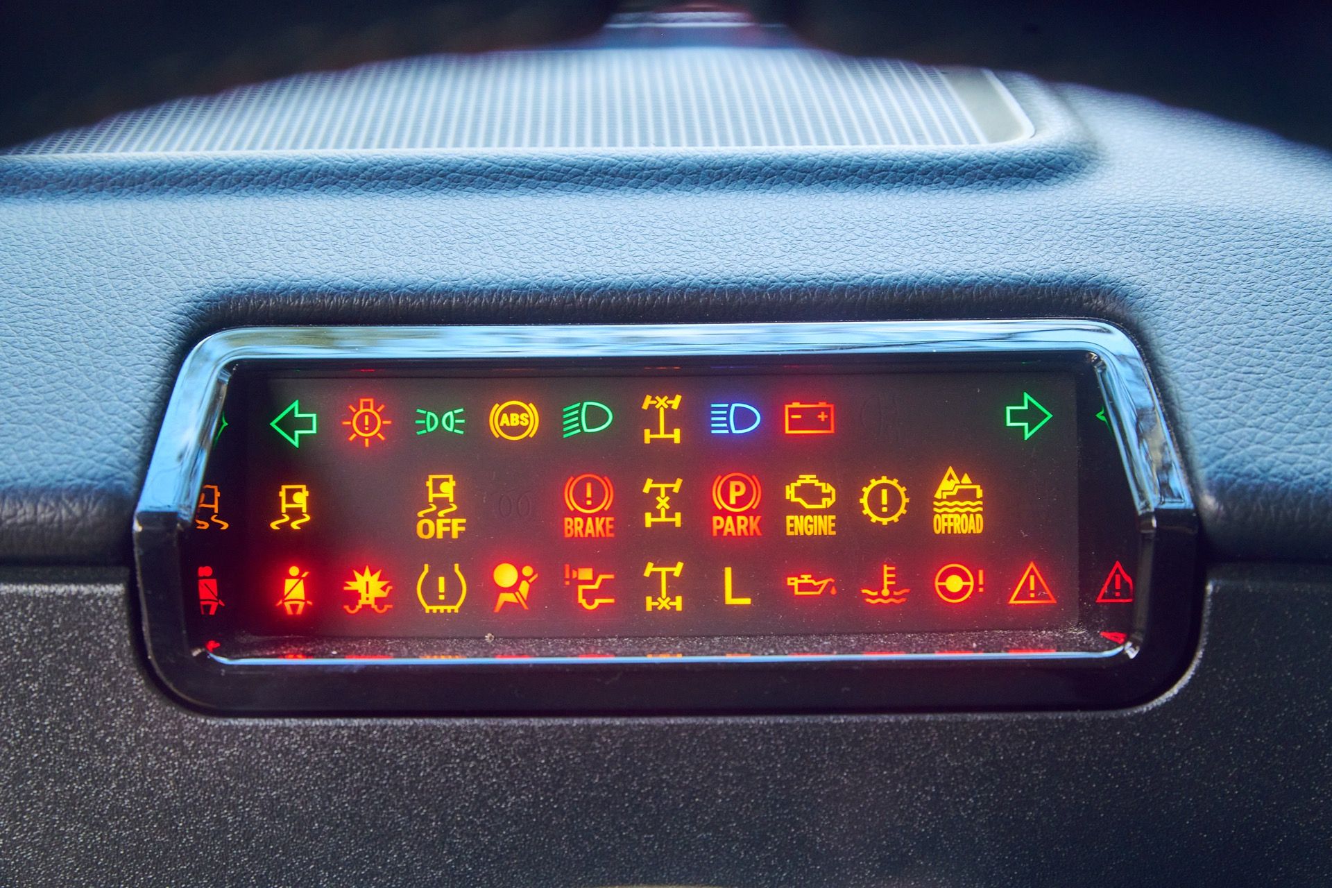 2025 Ineos Grenadier | SUV Review - Reviews | Driving