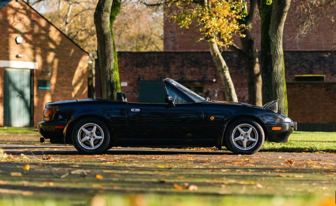 New first-gen Mazda Miata EV conversion kit is reversible | Driving