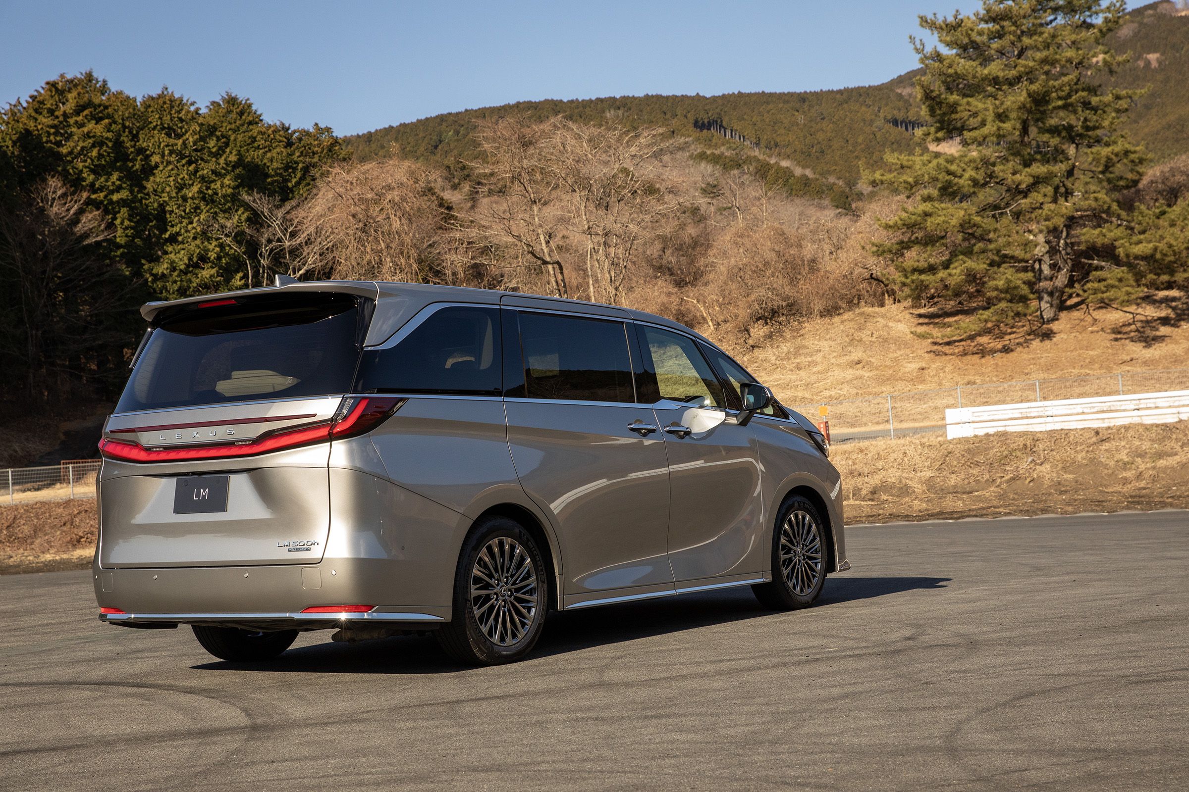 $300k Minivan: 2025 Lexus LM walkaround - Reviews | Driving