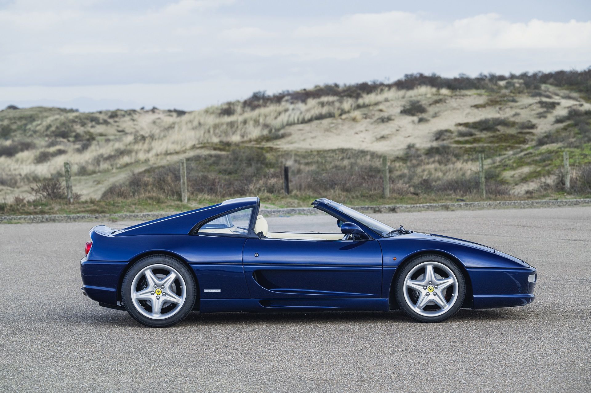 F1 legend Michael Schumacher's Ferrari F355 GTS races to auction | Driving