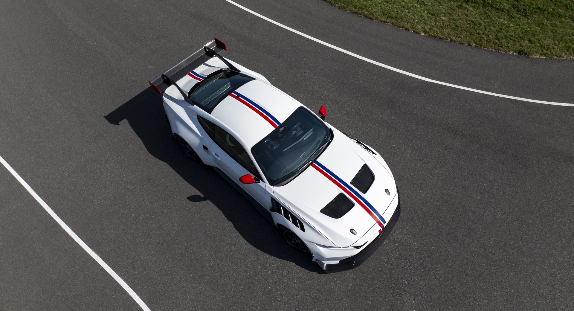 Ford unveils 2025 Mustang RTR, Mustang GTD Spirit of America | Driving