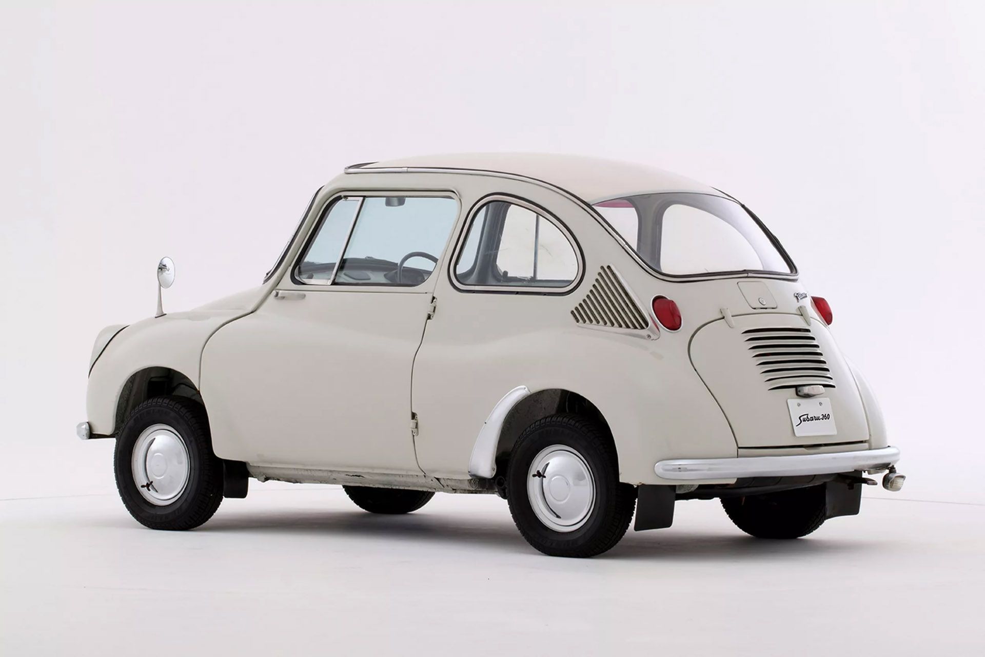 4 Classic cars from Akio Toyoda's personal collection | Driving