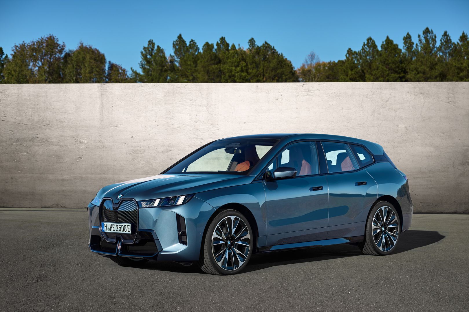 2026 BMW iX all-electric SUV enhancements, Canadian pricing | Driving