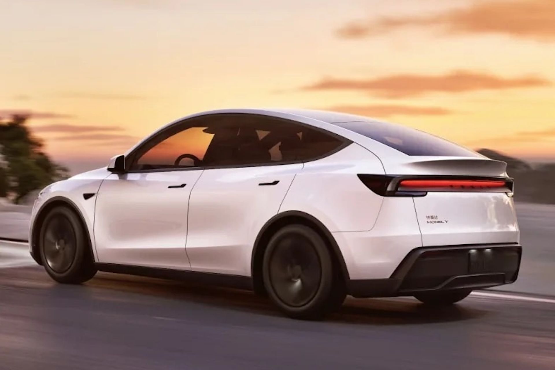 Tesla's revised 2026 Model Y gets Cybertruck lighting, new interior ...