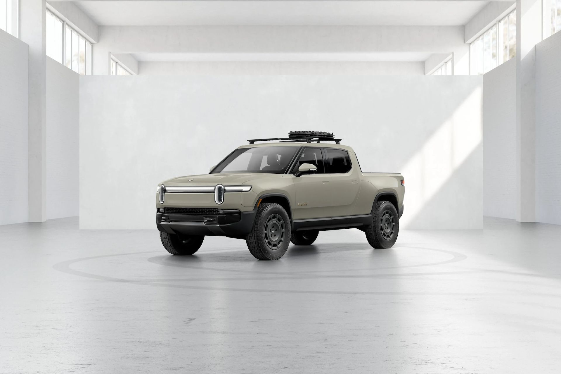 Rivian introduces California Dune trim to R1S, R1T | Driving