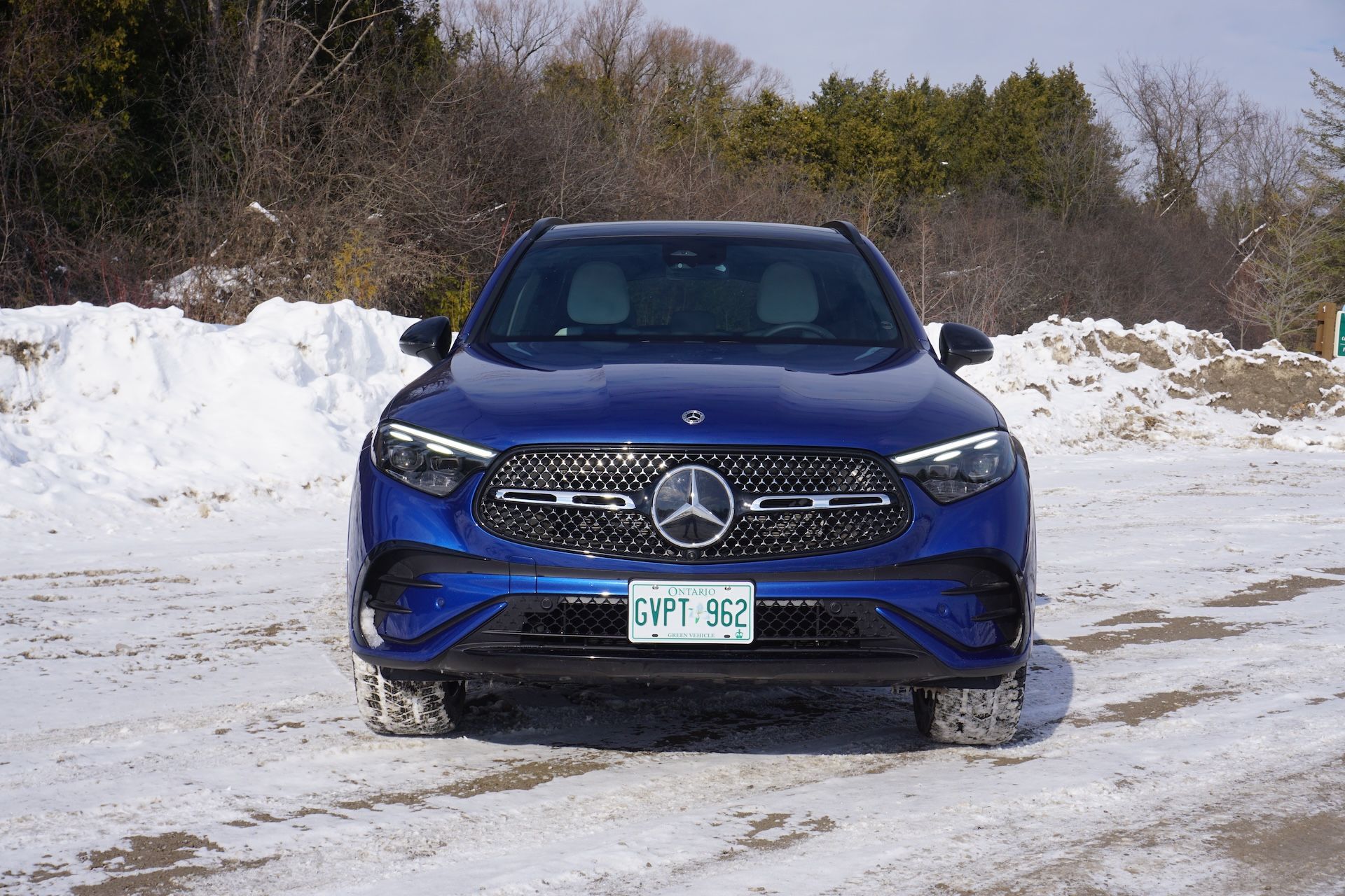 2025 Mercedes-Benz GLC 350e 4Matic SUV Review - Reviews | Driving