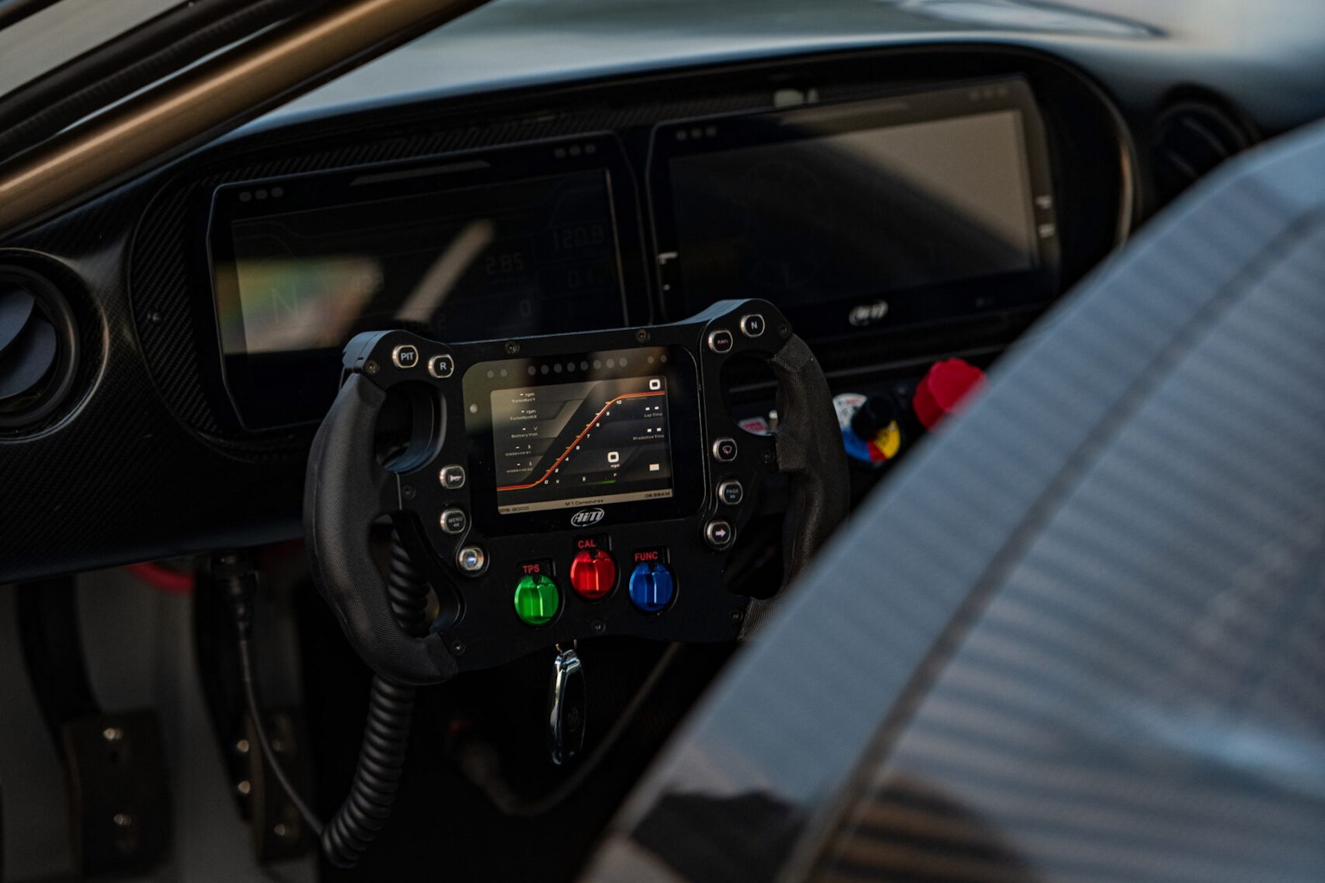 The Lynx GT1 is a road-legal restomod Ford GT monster | Driving