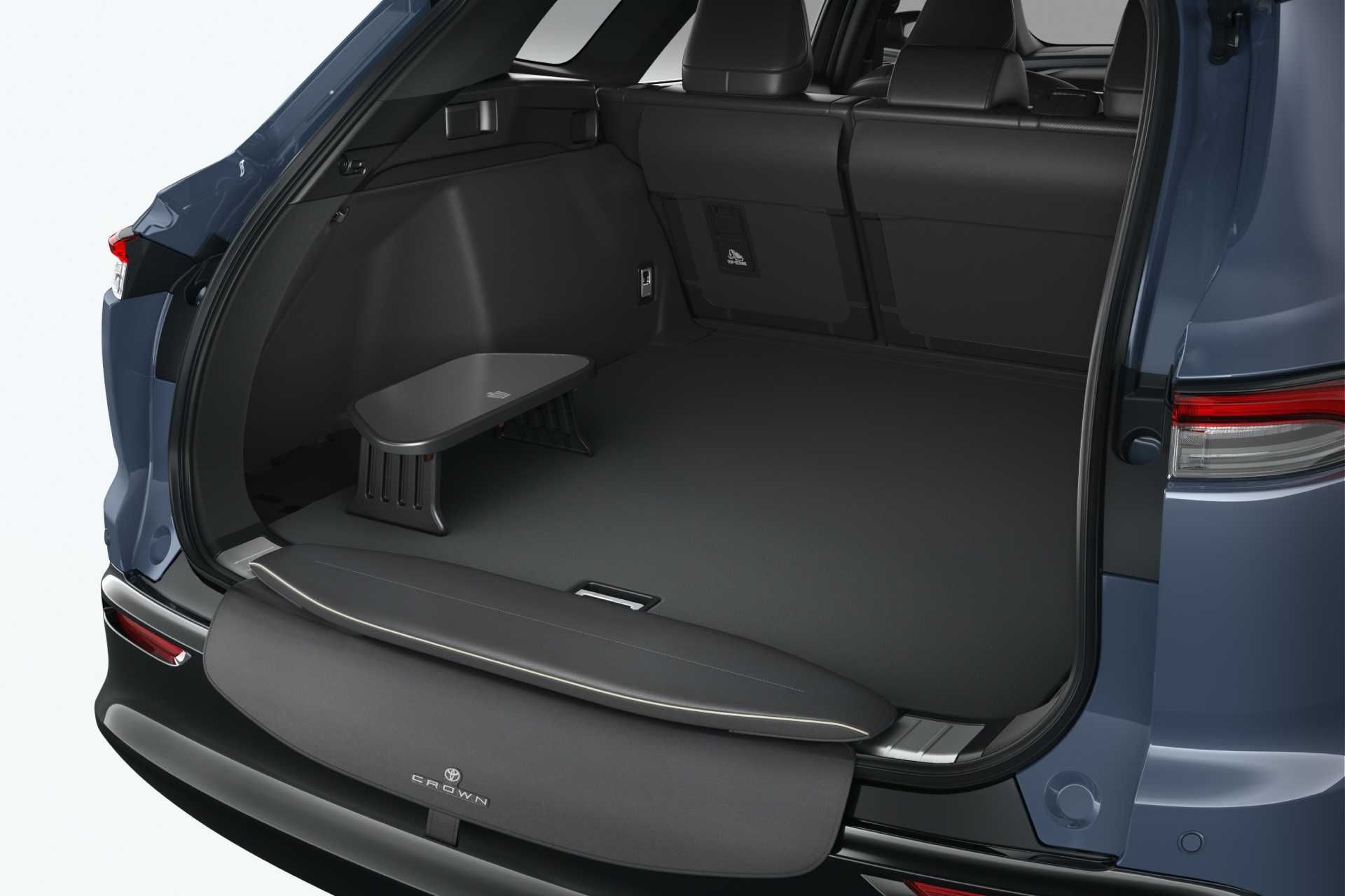 Toyota launches Signia as 'Crown Estate' PHEV in Japan | Driving