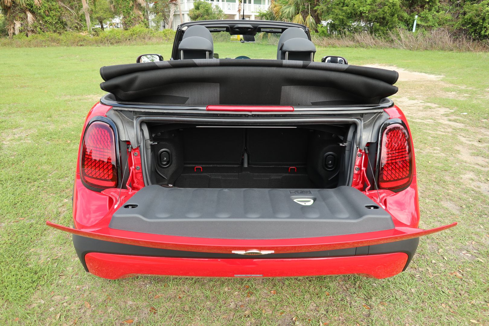 2025 Mini Convertible keeps iconic styling, starts at $42,990 - Reviews ...