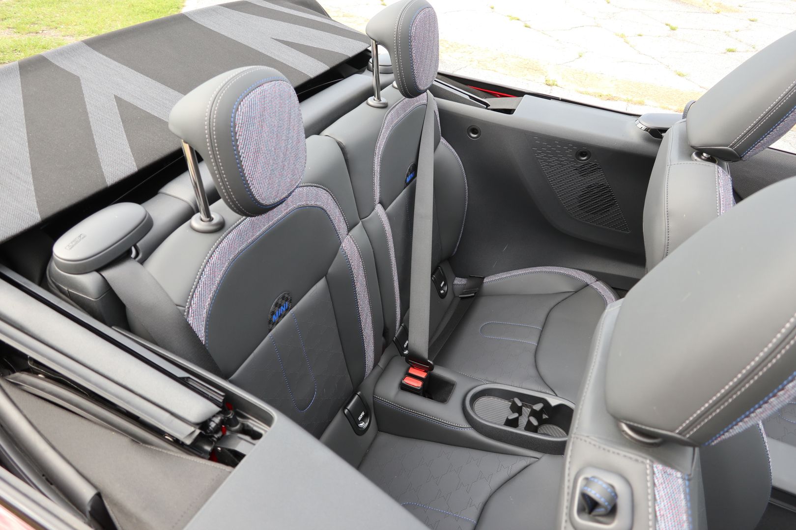 2025 Mini Convertible keeps iconic styling, starts at $42,990 - Reviews ...