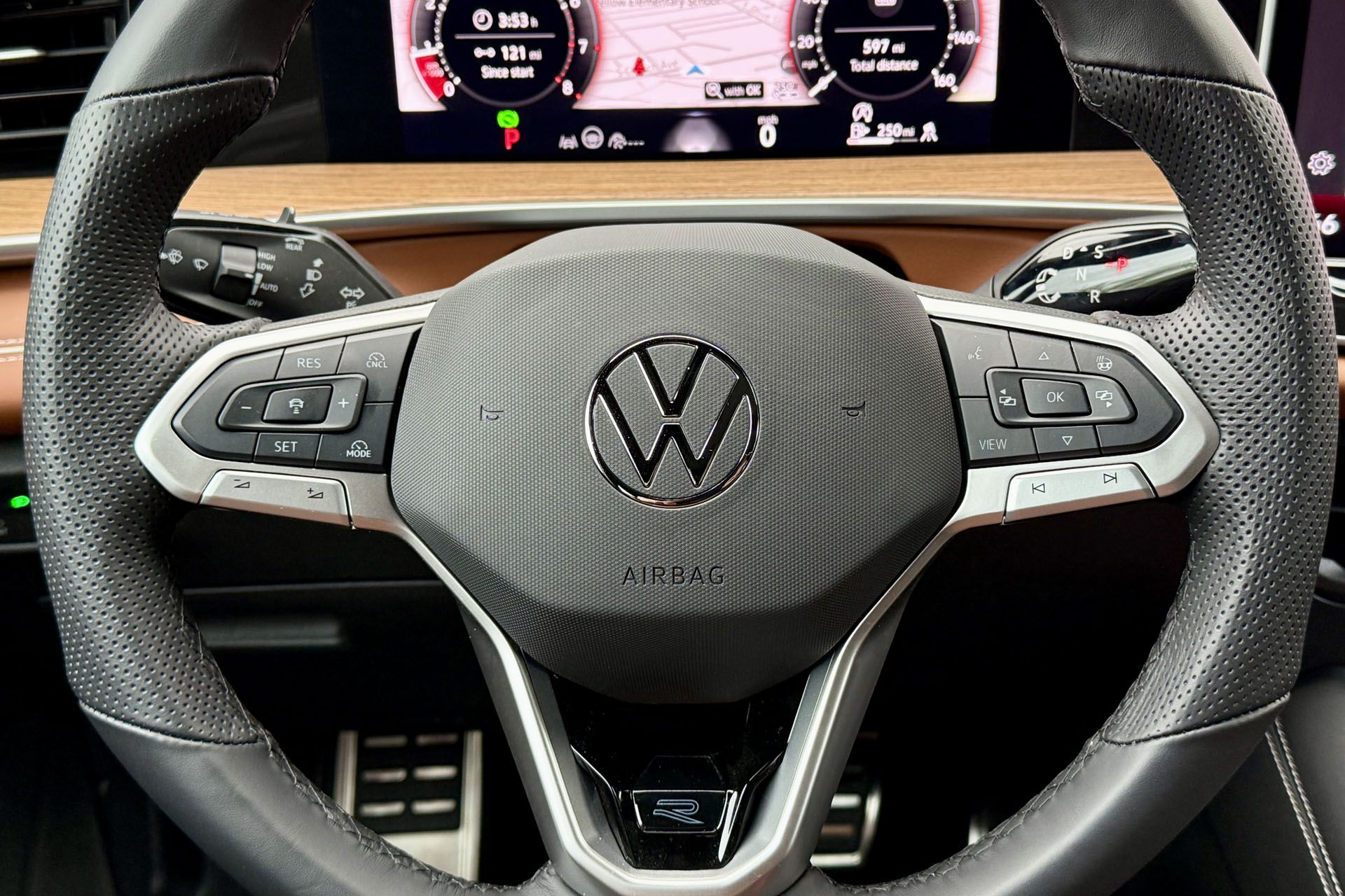 2025 Volkswagen Tiguan review - Reviews | Driving