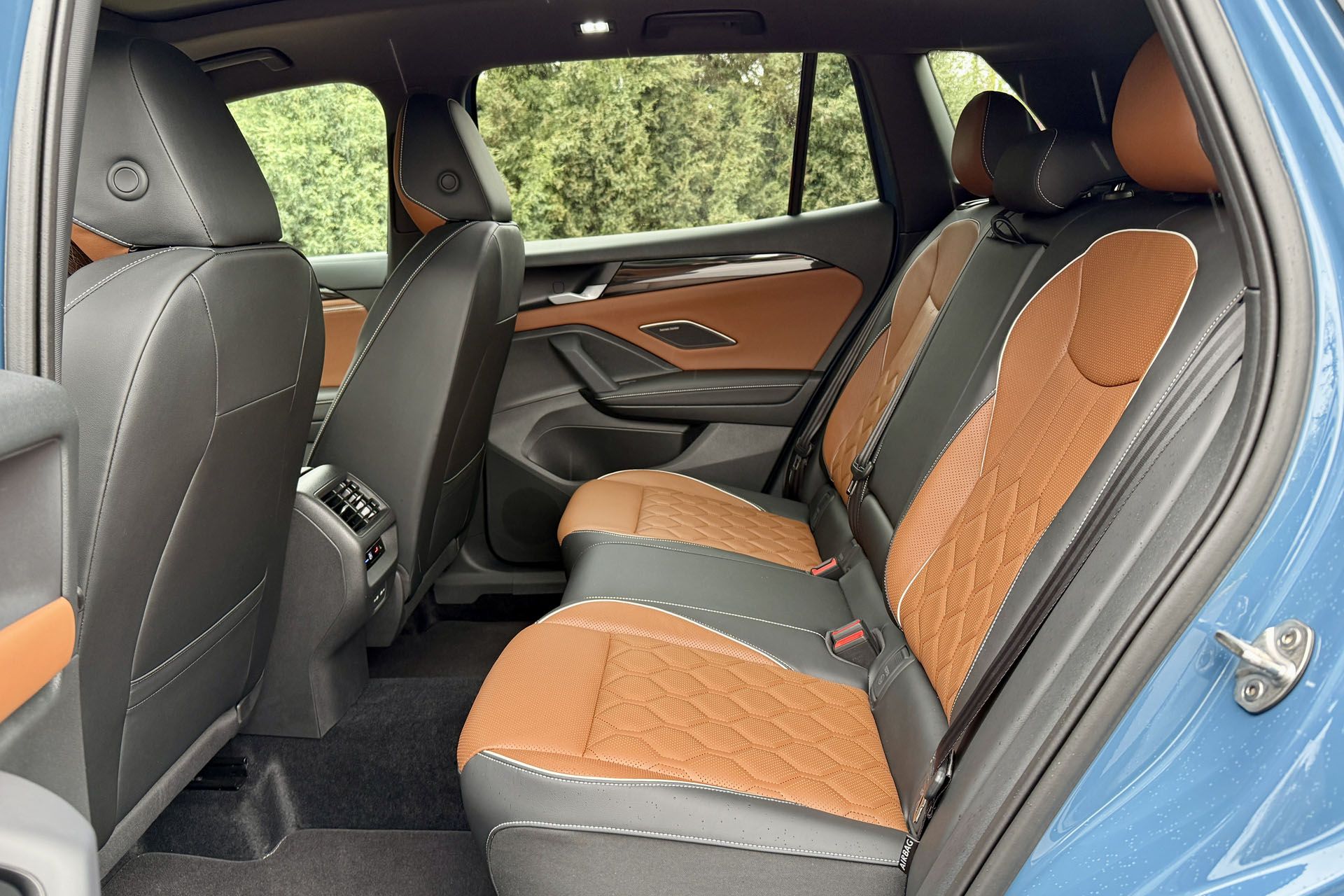 2025 Volkswagen Tiguan review - Reviews | Driving