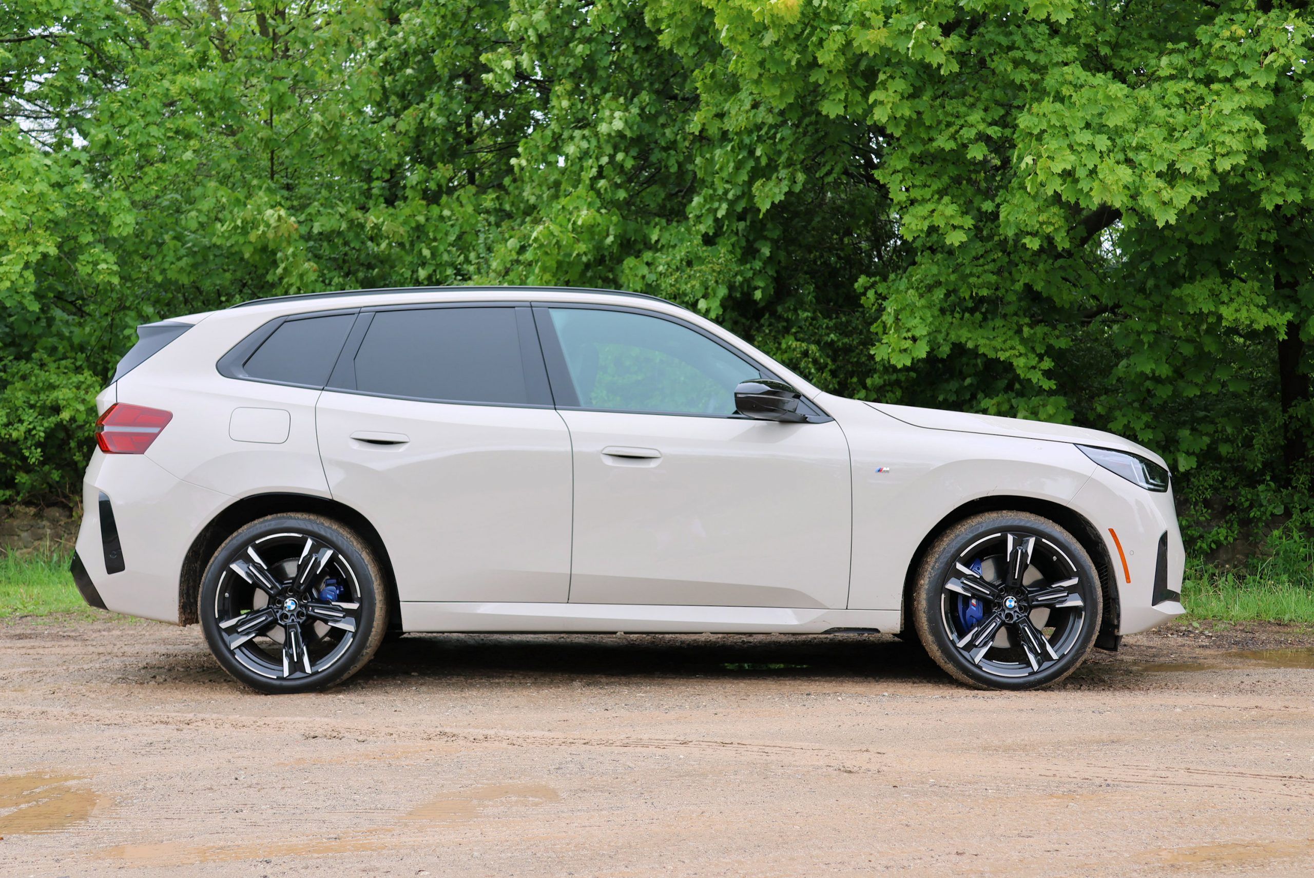 2025 BMW X3 M50 | SUV Review - Reviews | Driving