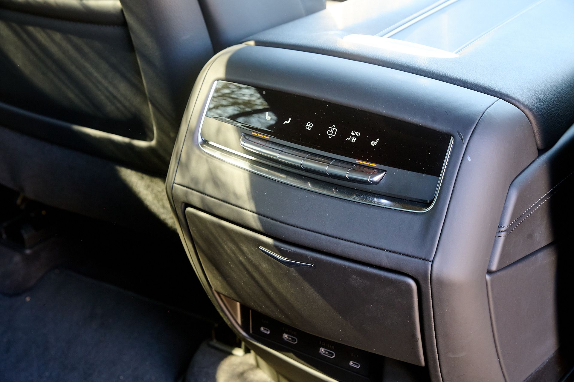 2025 Cadillac Escalade | SUV Review - Reviews | Driving