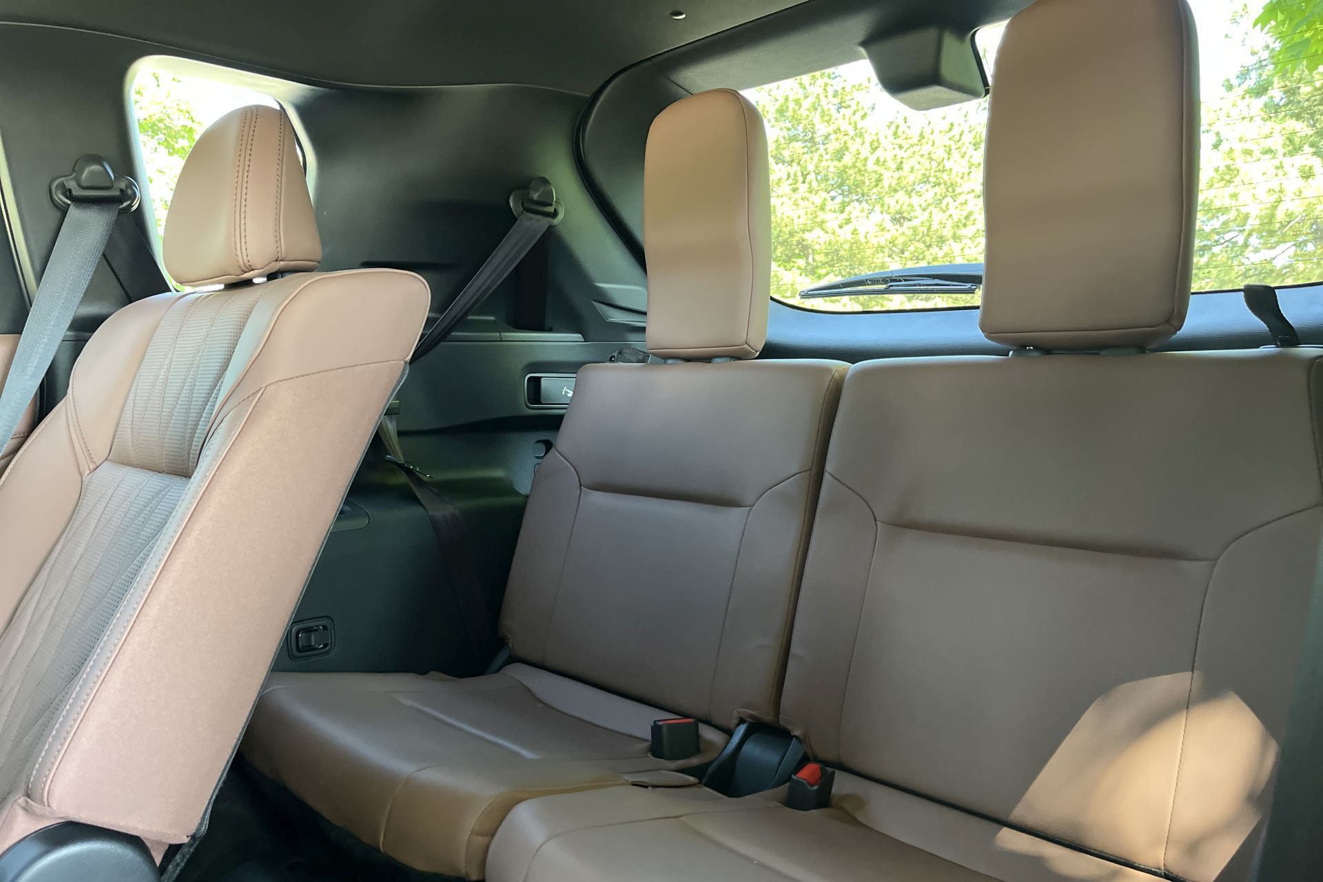 2025 Mitsubishi Outlander GT | SUV Review - Reviews | Driving