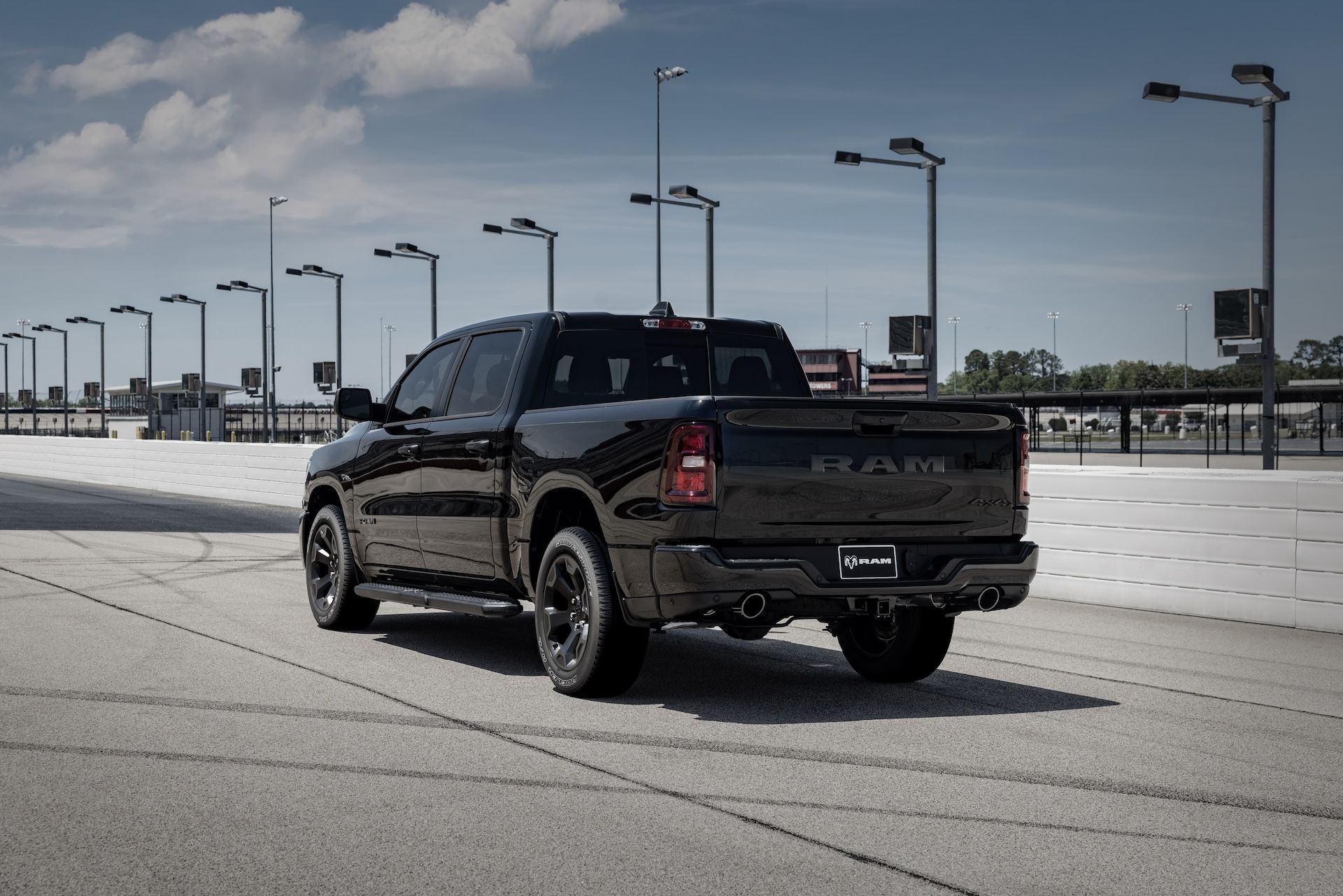 2026 Ram trucks to get 10 year, 160,000 km powertrain warranty | Driving