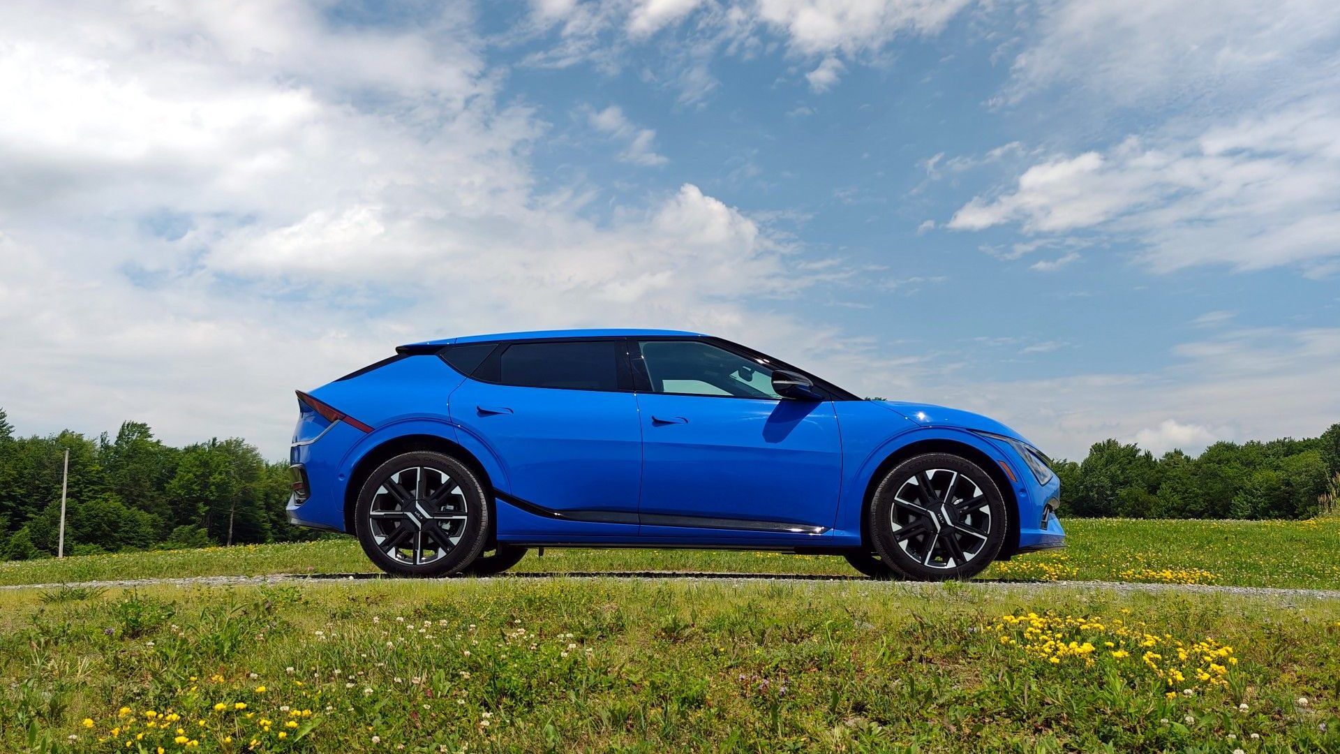 2025 Kia EV6 | EV Review - Reviews | Driving