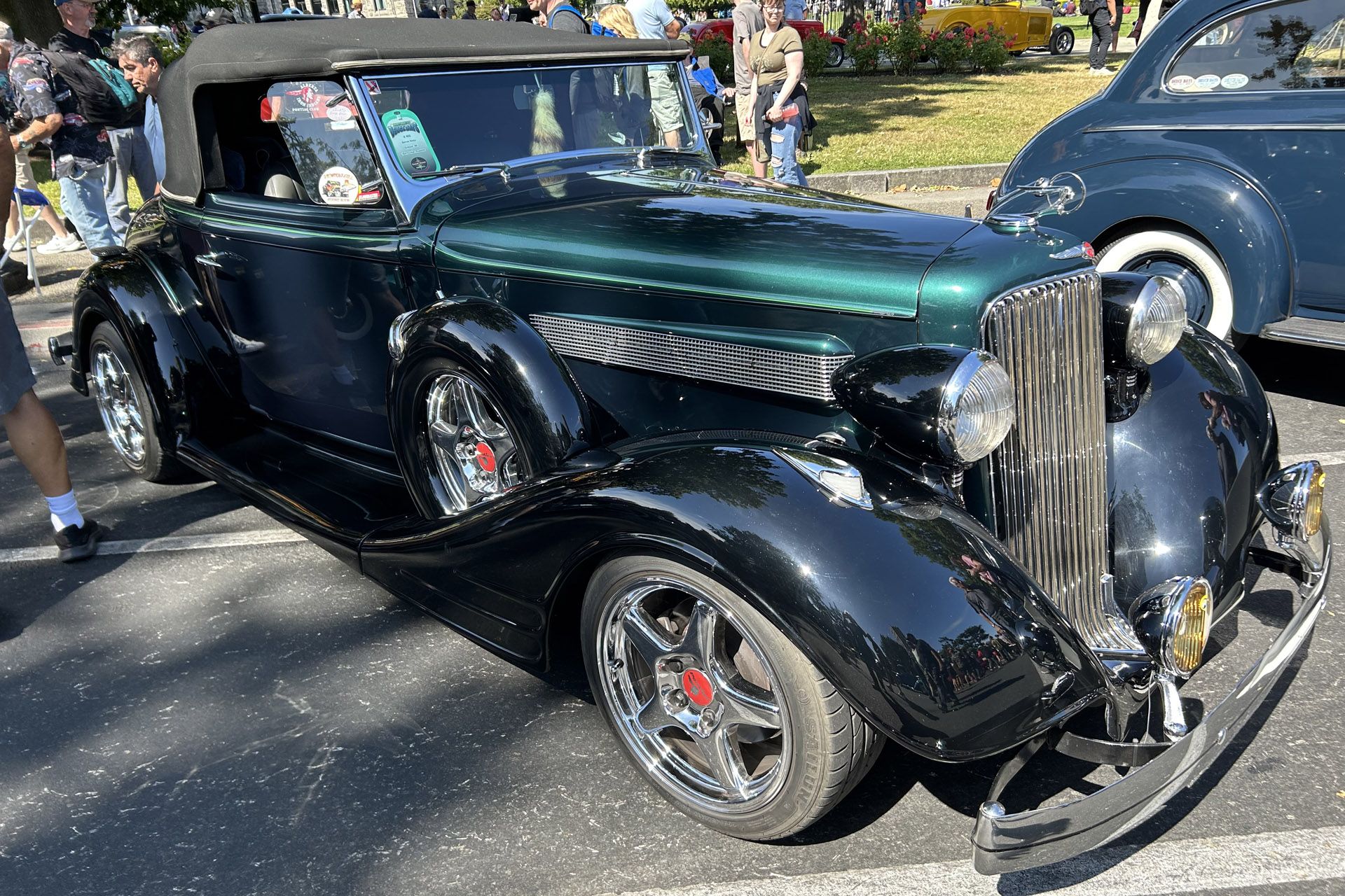 B.C.’s 2025 Northwest Deuce Days draws hot rods from around the world ...