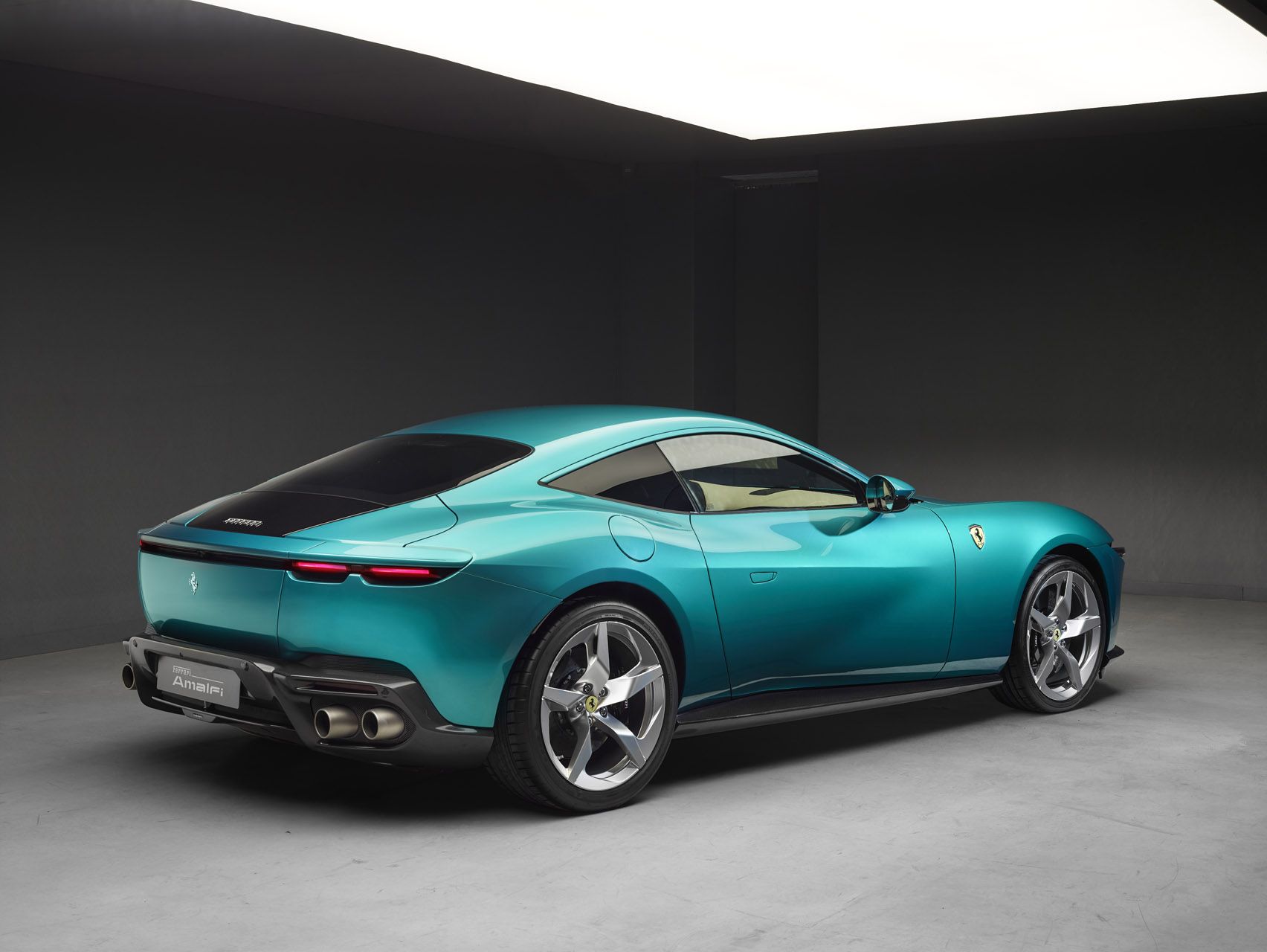 More aggressive 2026 Ferrari Amalfi takes place of Roma - Reviews | Driving