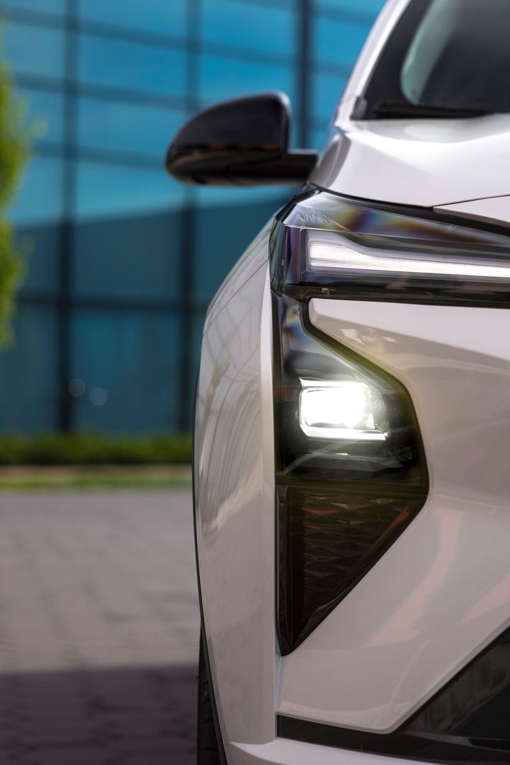 Chevrolet teases new all-electric Bolt, due to return 2027 | Driving