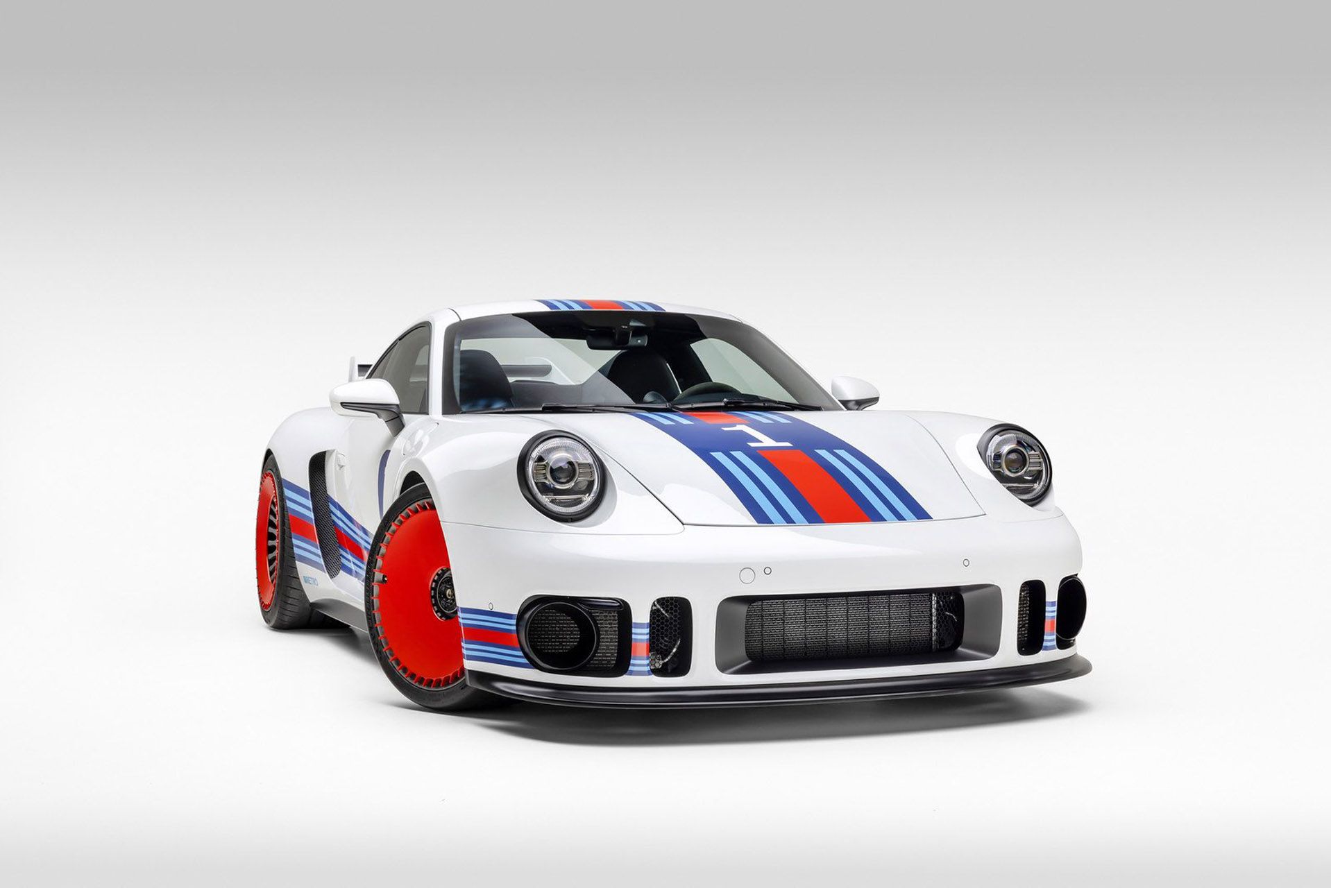 Rezvani’s retro RR1 supercar pays tribute to iconic Porsche 935 | Driving