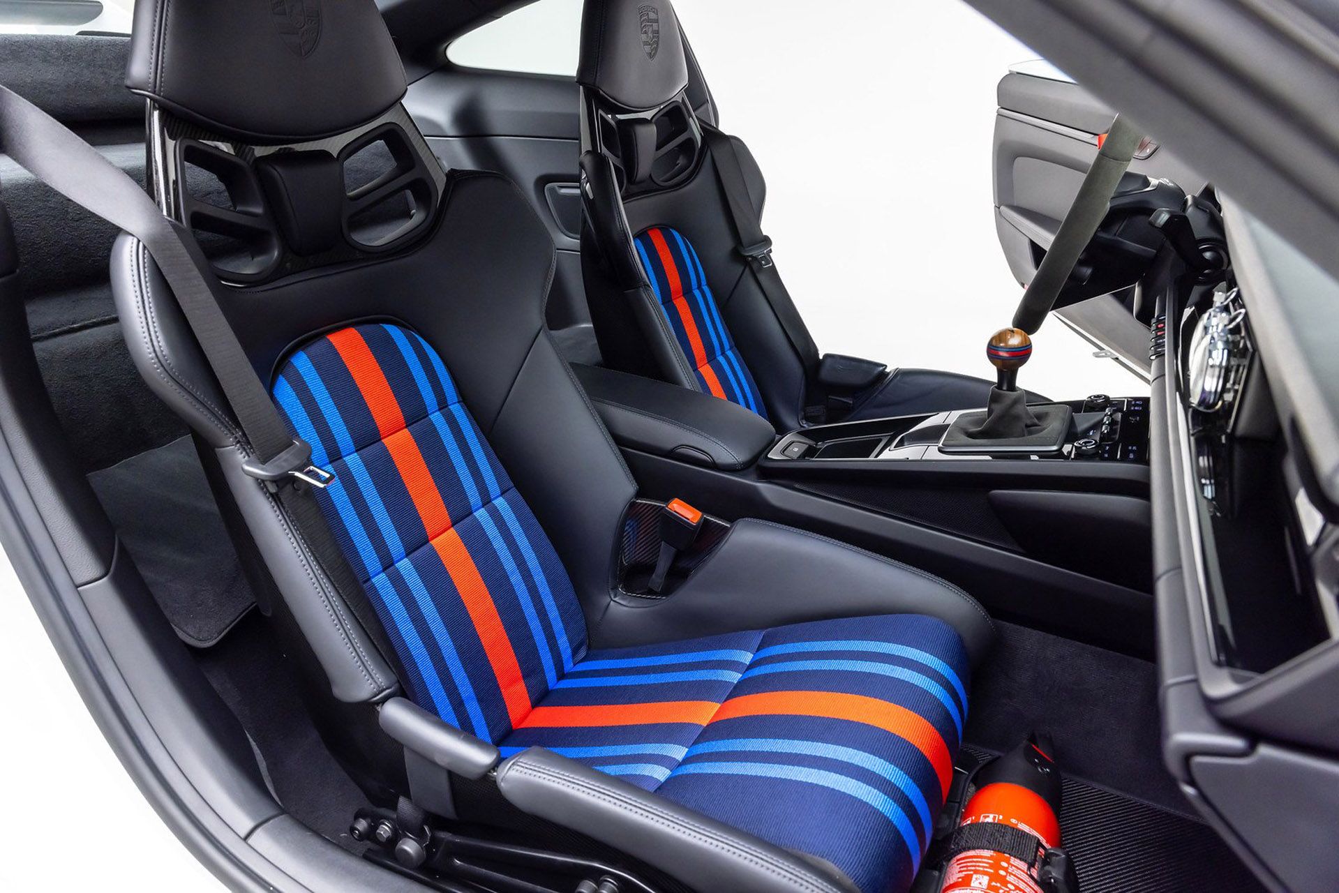 Rezvani’s retro RR1 supercar pays tribute to iconic Porsche 935 | Driving