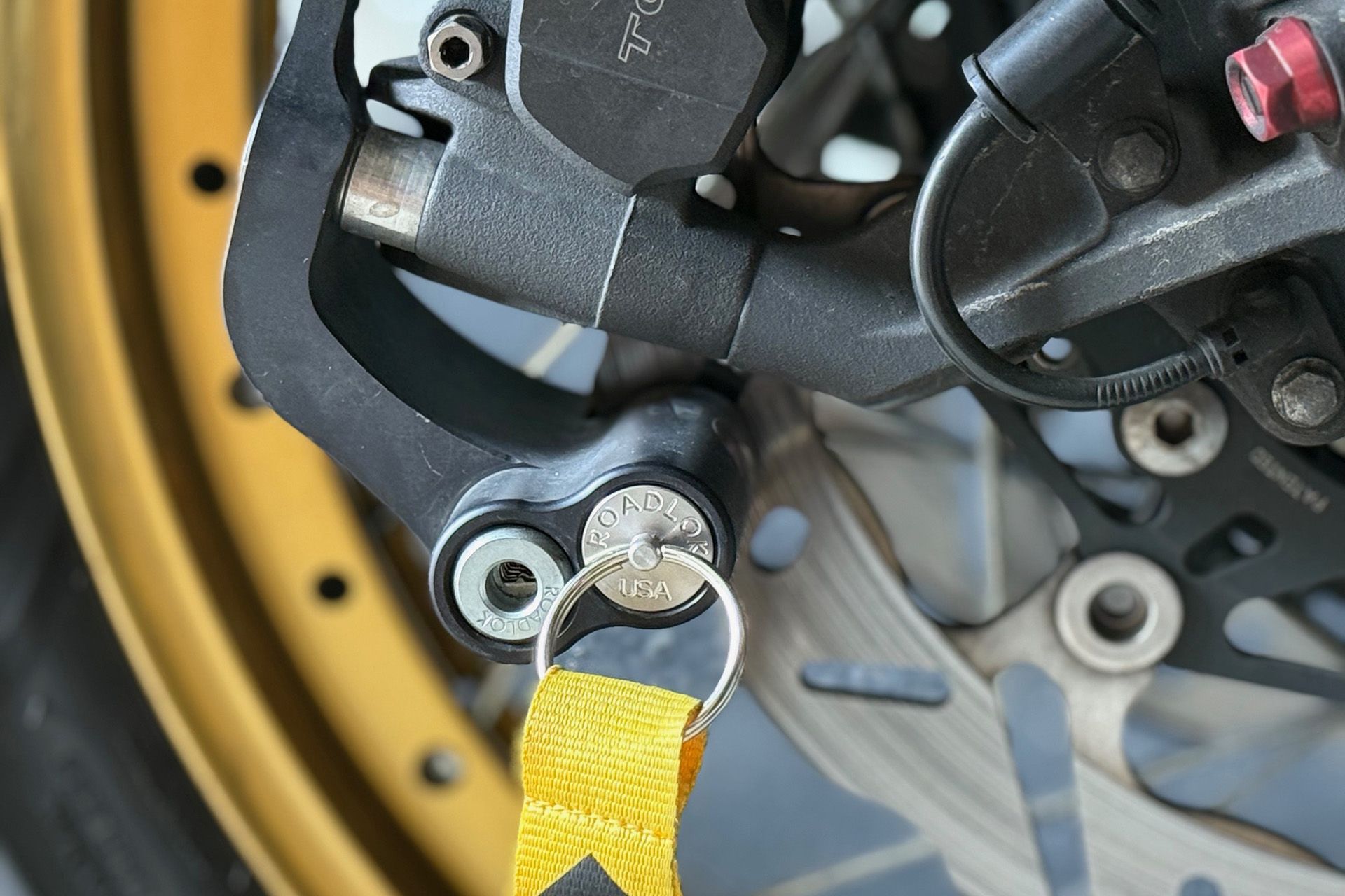 Roadlok motorcycle disc lock | Gear Review | Driving