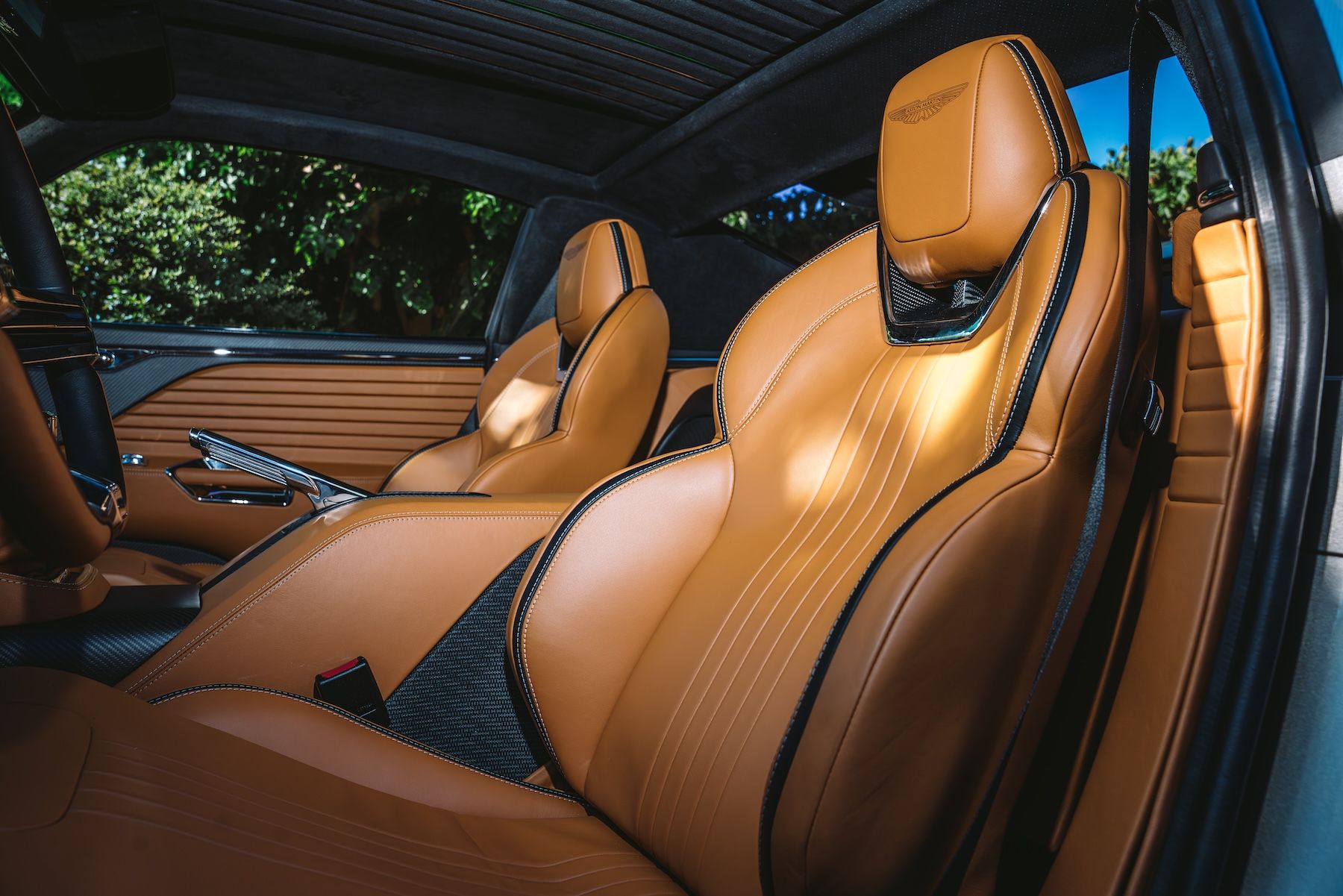 The Ringbrothers' Octavia takes Bond themed Aston Martin DBS to the ...