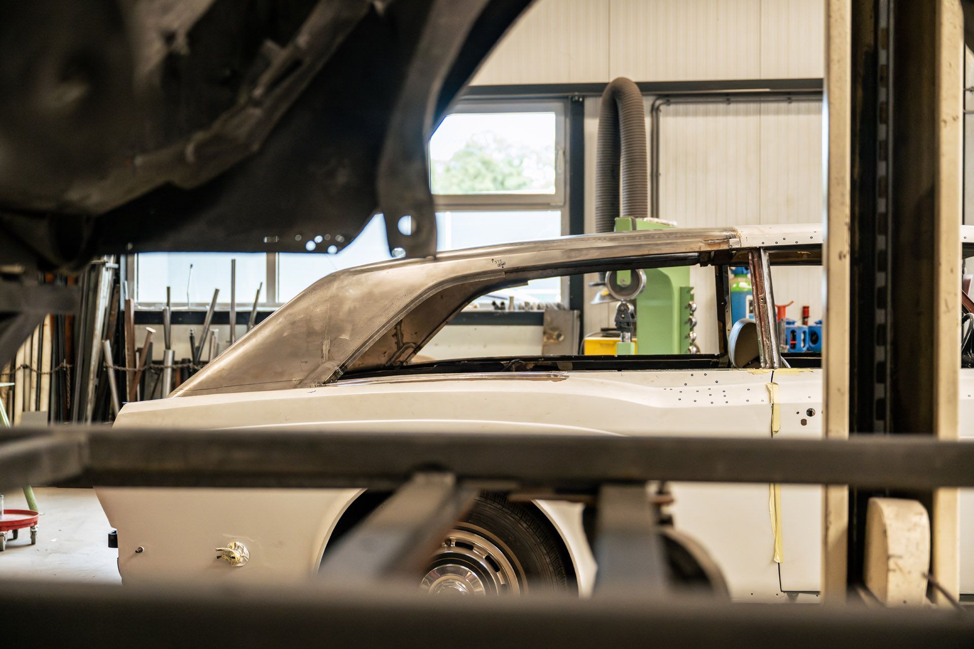 Classic Rolls-Royce transformed into bike-hauling shooting brake | Driving