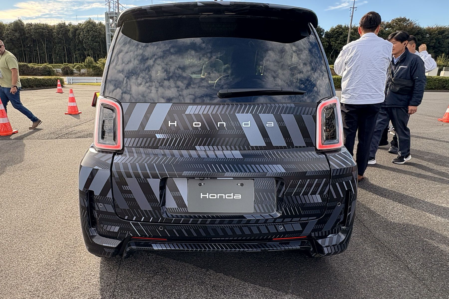 Honda Super-One Prototype is a super mini-electric car - Reviews | Driving