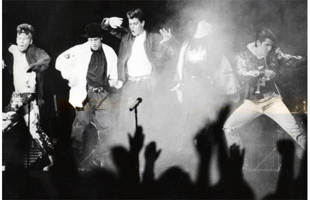 Nov. 3, 1990: New Kids on the Block attract record crowd | Edmonton Journal