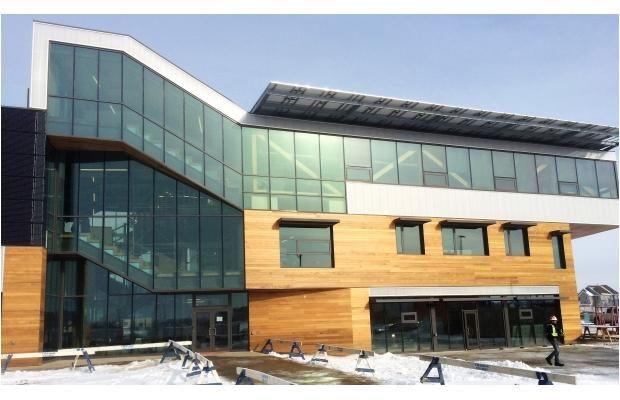 Edmonton building wins award from solar association | Edmonton Journal