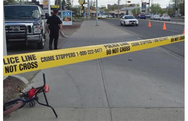 Man seriously injured after being hit by car in Edmonton | Edmonton Journal