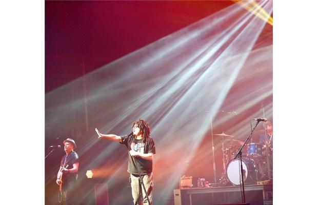 Counting Crows masters of more than ’90s nostalgia | Edmonton Journal