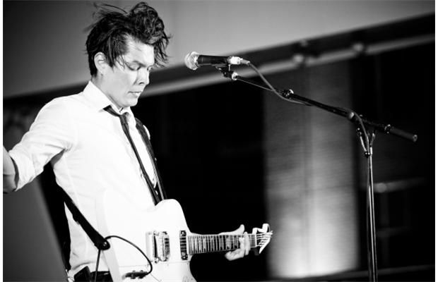 Preview: Derek Miller’s tech savvy updates the blues with experimental ...