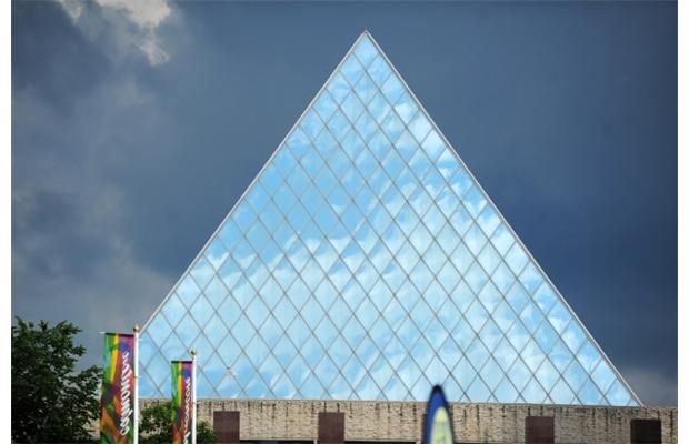 Edmonton body rub parlour faces more hurdles in move to new location ...